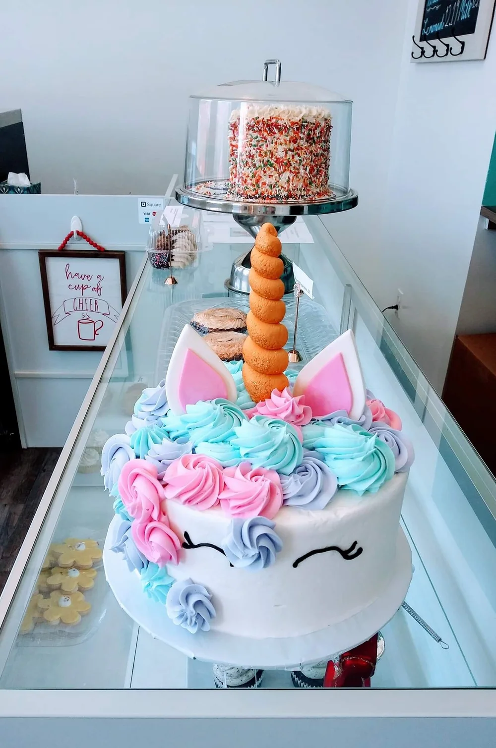 Custom Design Cakes — Enchanted Oven| Cakes| Bakery| Desserts| Delivery ...