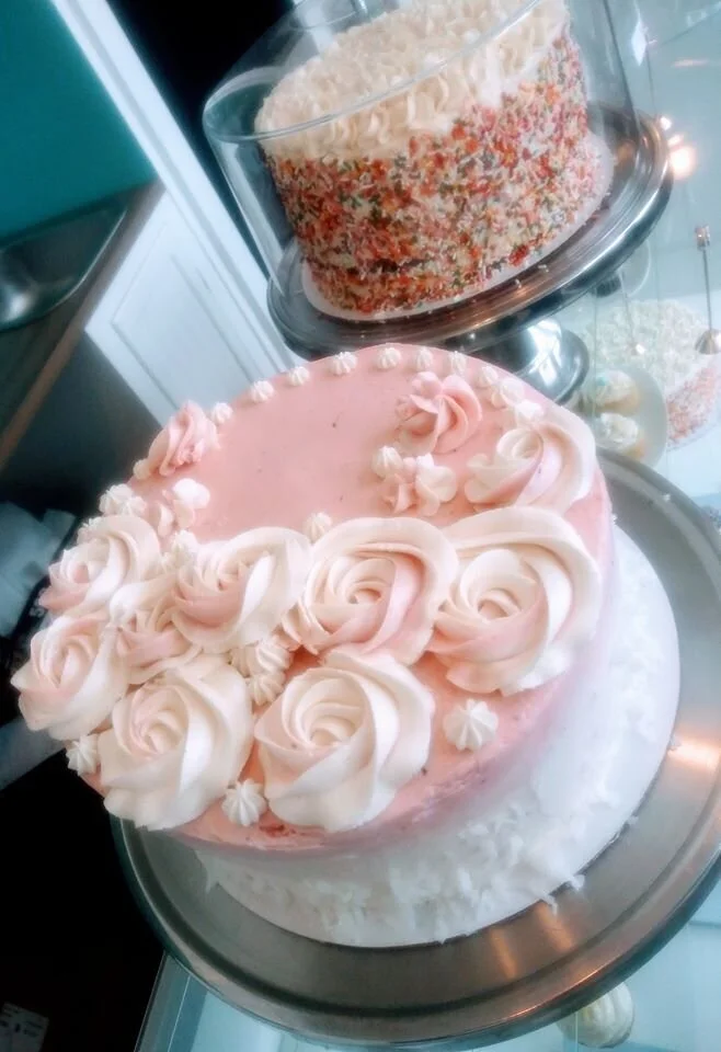 Signature Cakes — Enchanted Oven| Cakes| Bakery| Desserts| Delivery ...