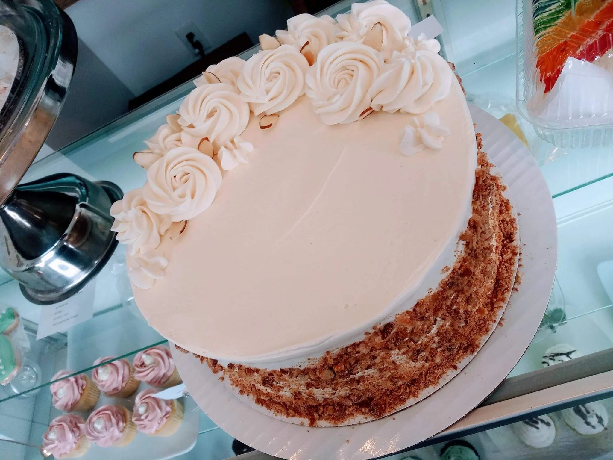 Signature Cakes — Enchanted Oven| Cakes| Bakery| Desserts| Delivery ...
