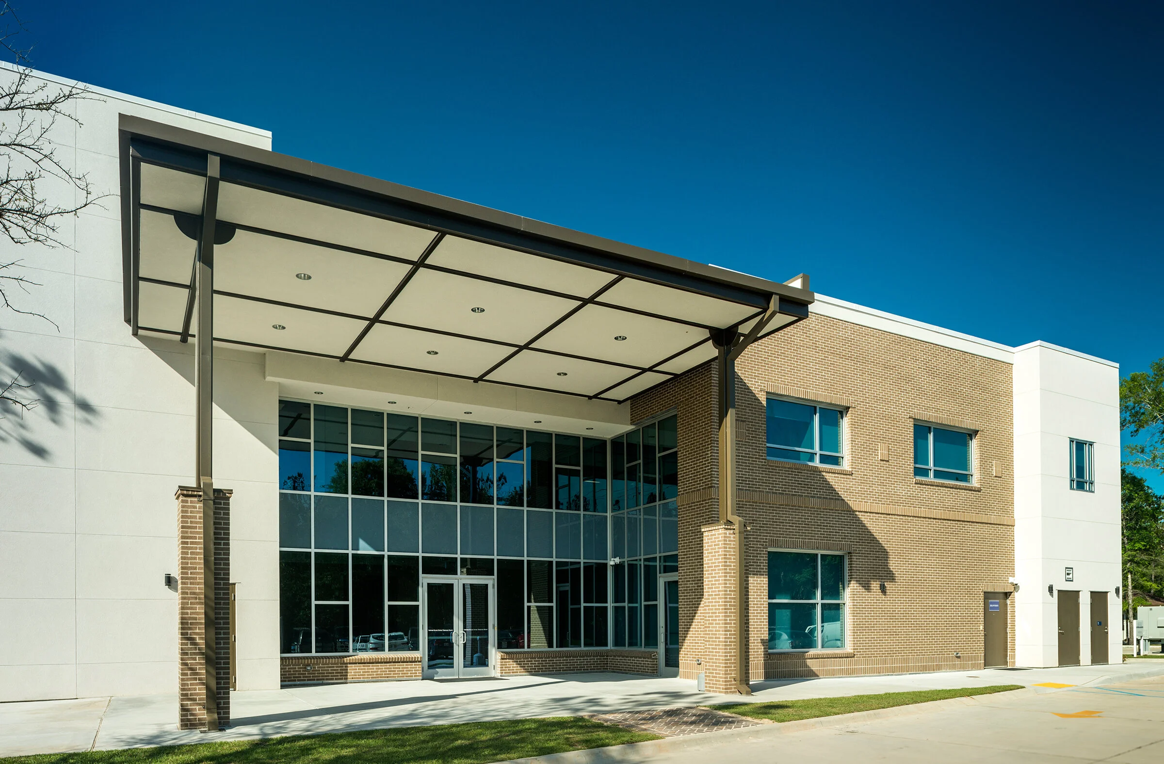 Resource Bank Operations Center, Covington, LA - Gallery — Campo ...