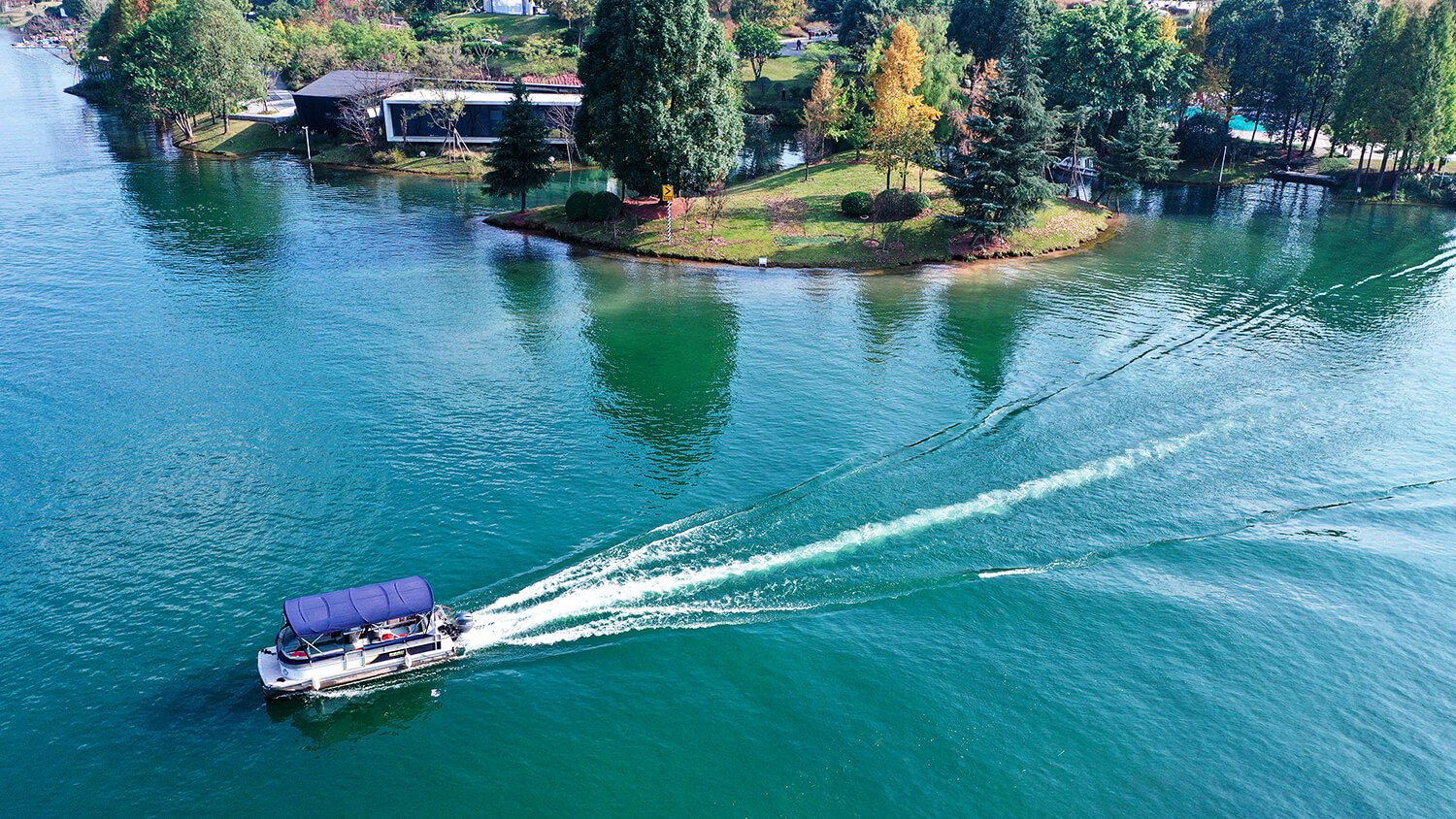 NDA Group | Chengdu Luxe Lake - CN