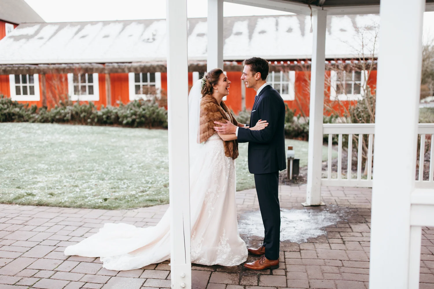 Leah & Tucie | Pickering Barn Winter Wedding — Kami Olavarria: San ...
