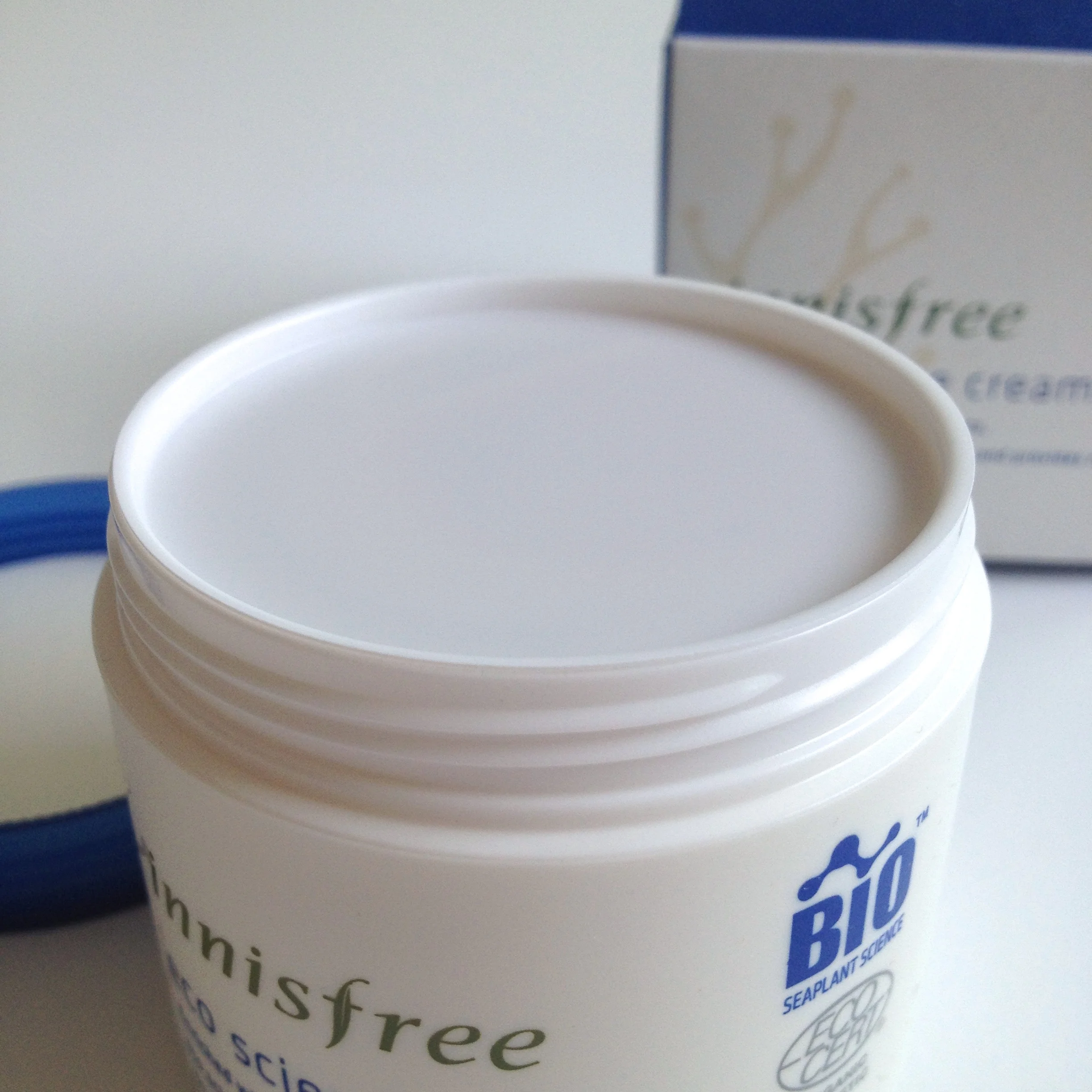 Innisfree Eco Science Cream {Review} — CityGirlSearching