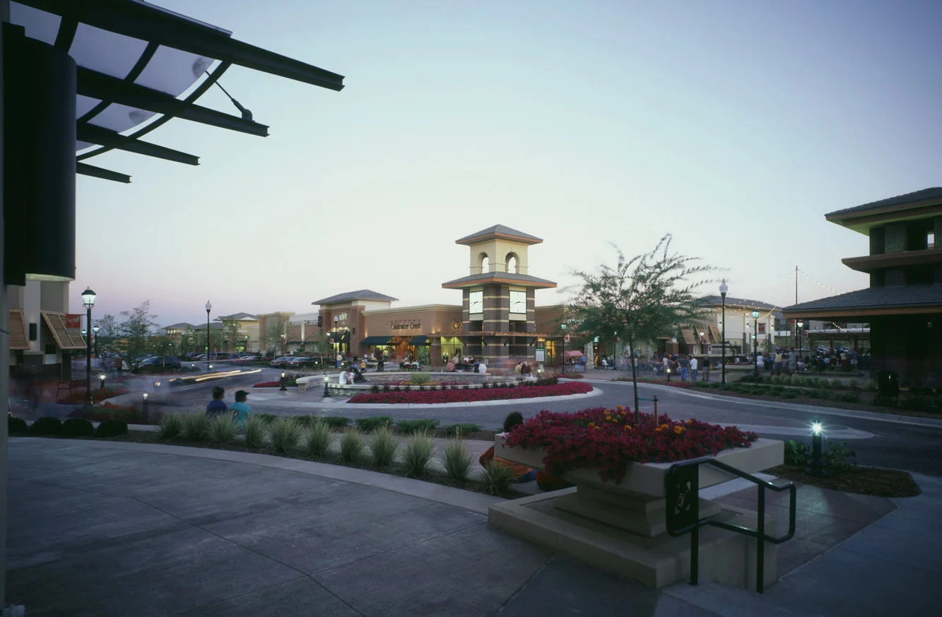 Village Pointe — KLOVER ARCHITECTS