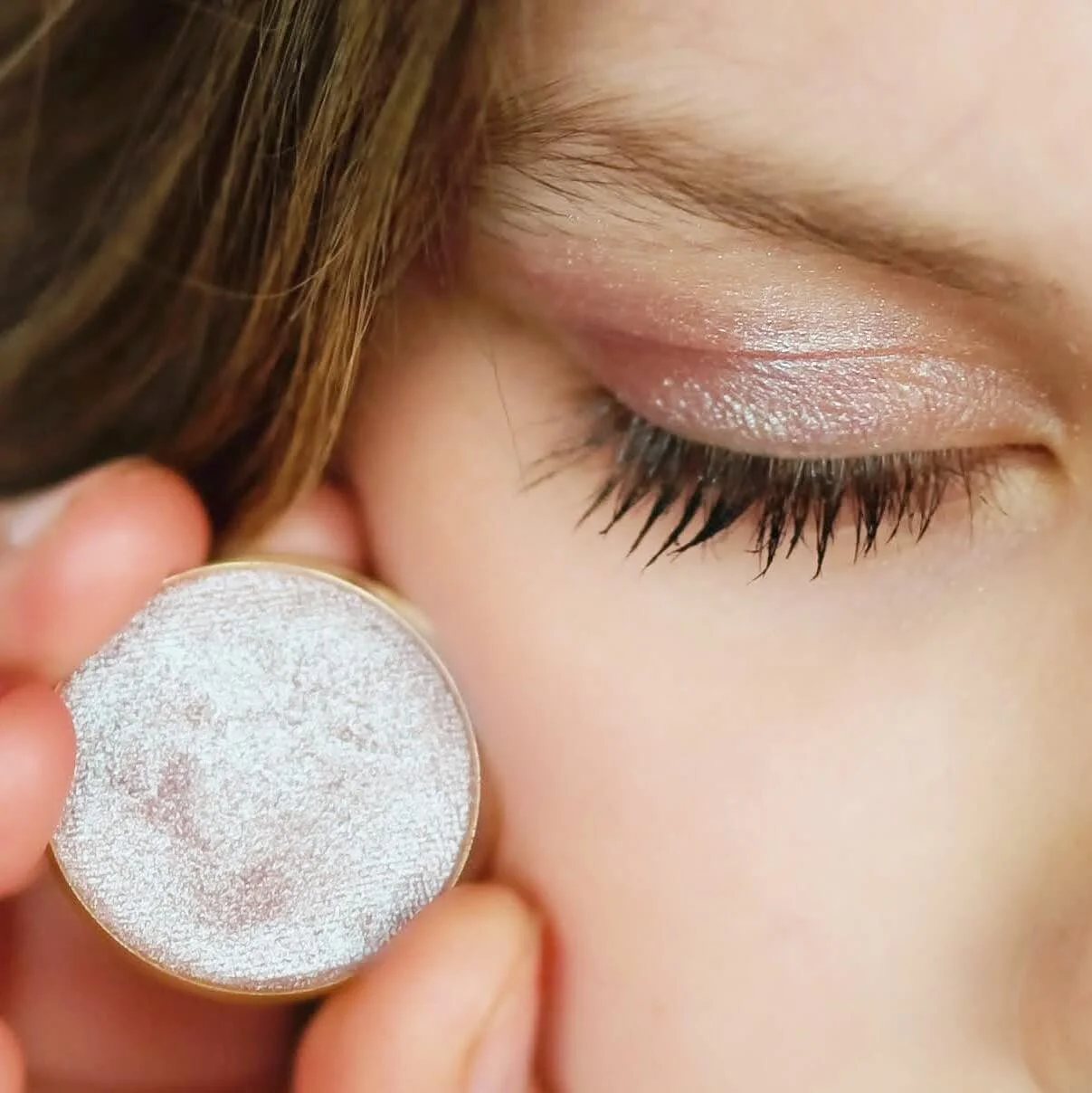 Everything You Need to Know about Duo Chrome Eyeshadows — Moody Sisters ...