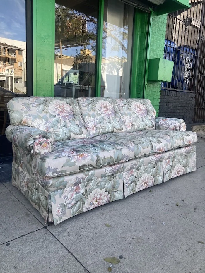 Traditional English-style Floral Sofa by Ethan Allen — Casa Victoria ...