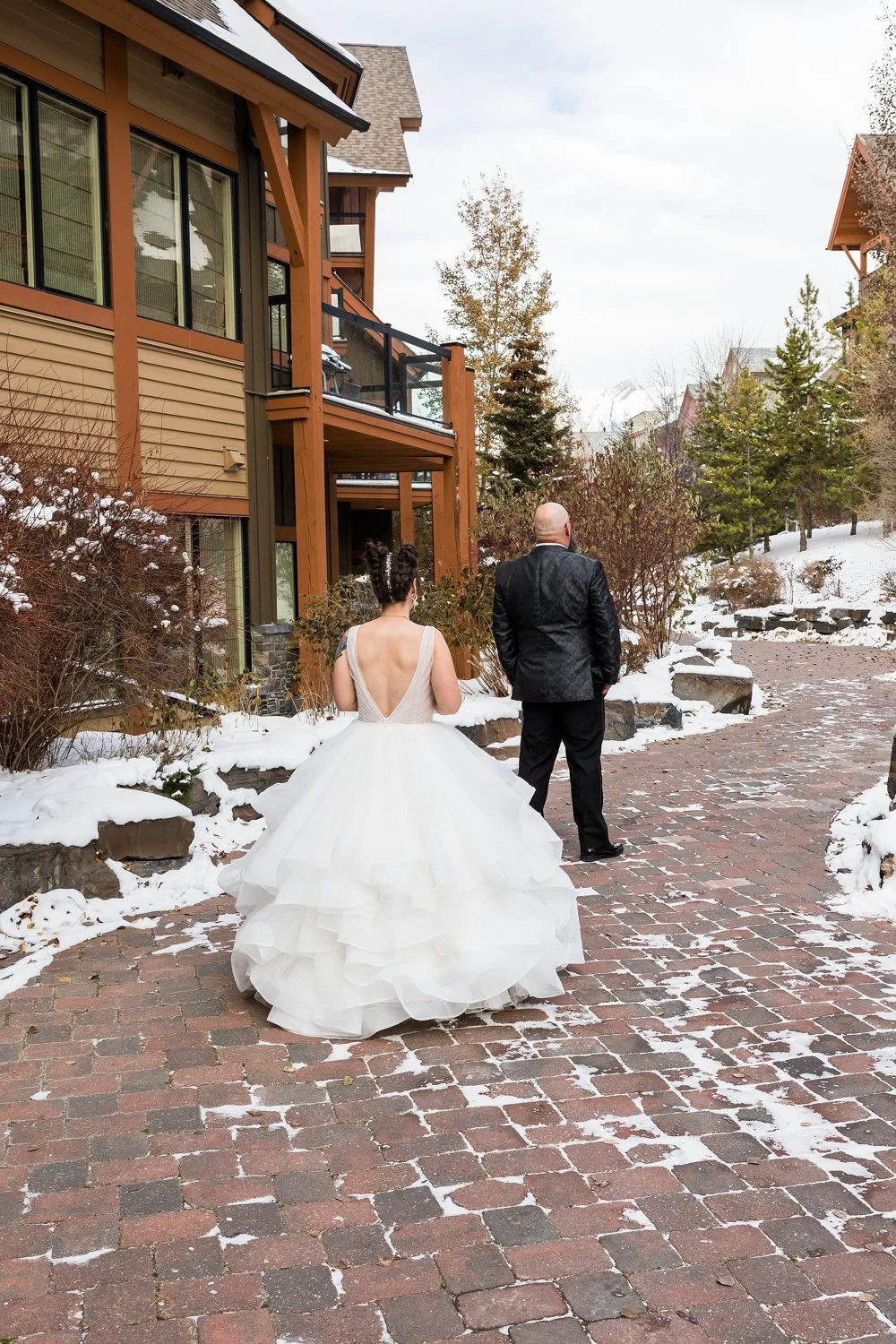 Winter Wedding in Canmore — 2D Studio Photography