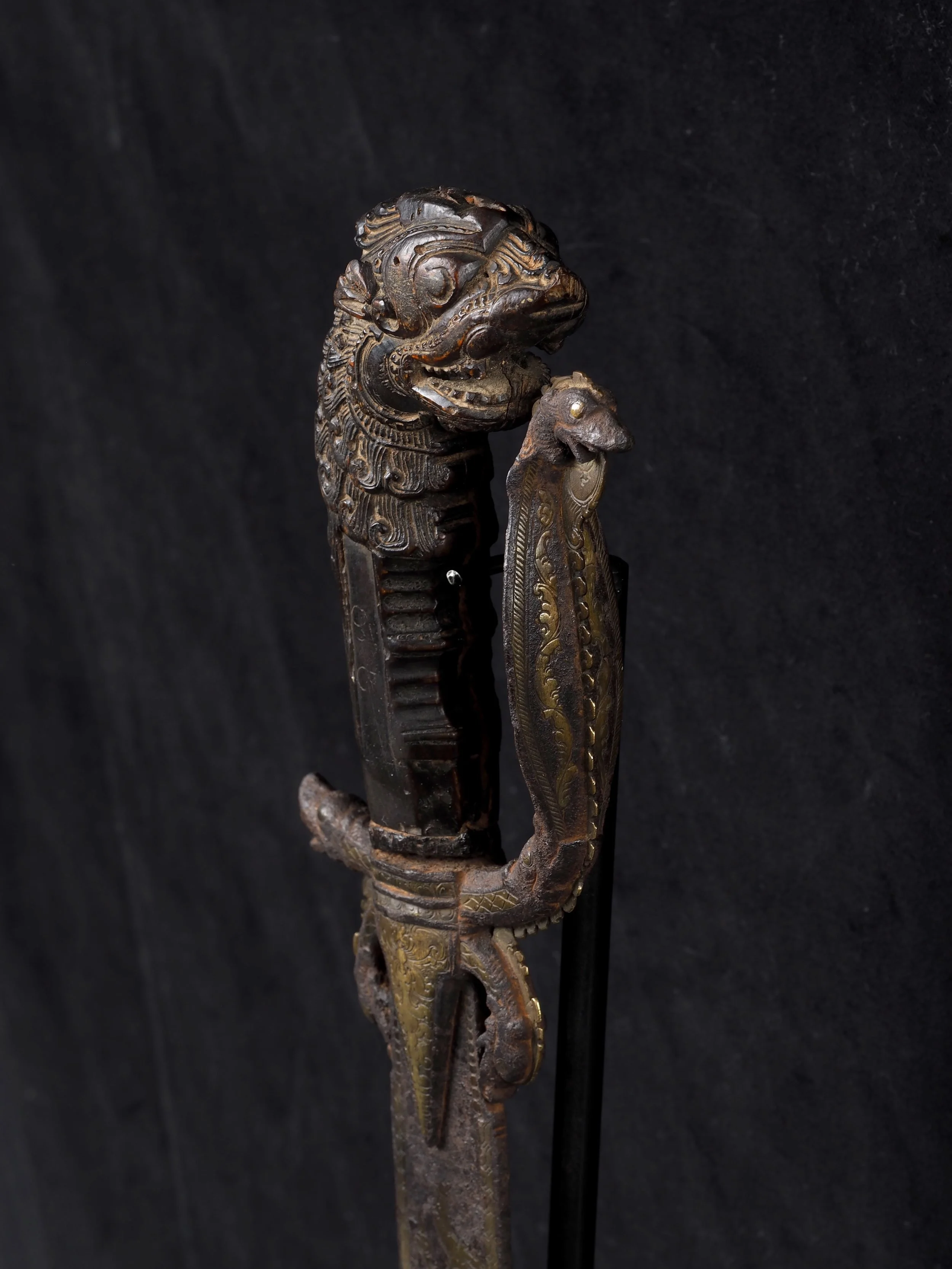 A Sinhalese Kastane sword, 17th Century, Sri Lanka — Karlsson | Wickman