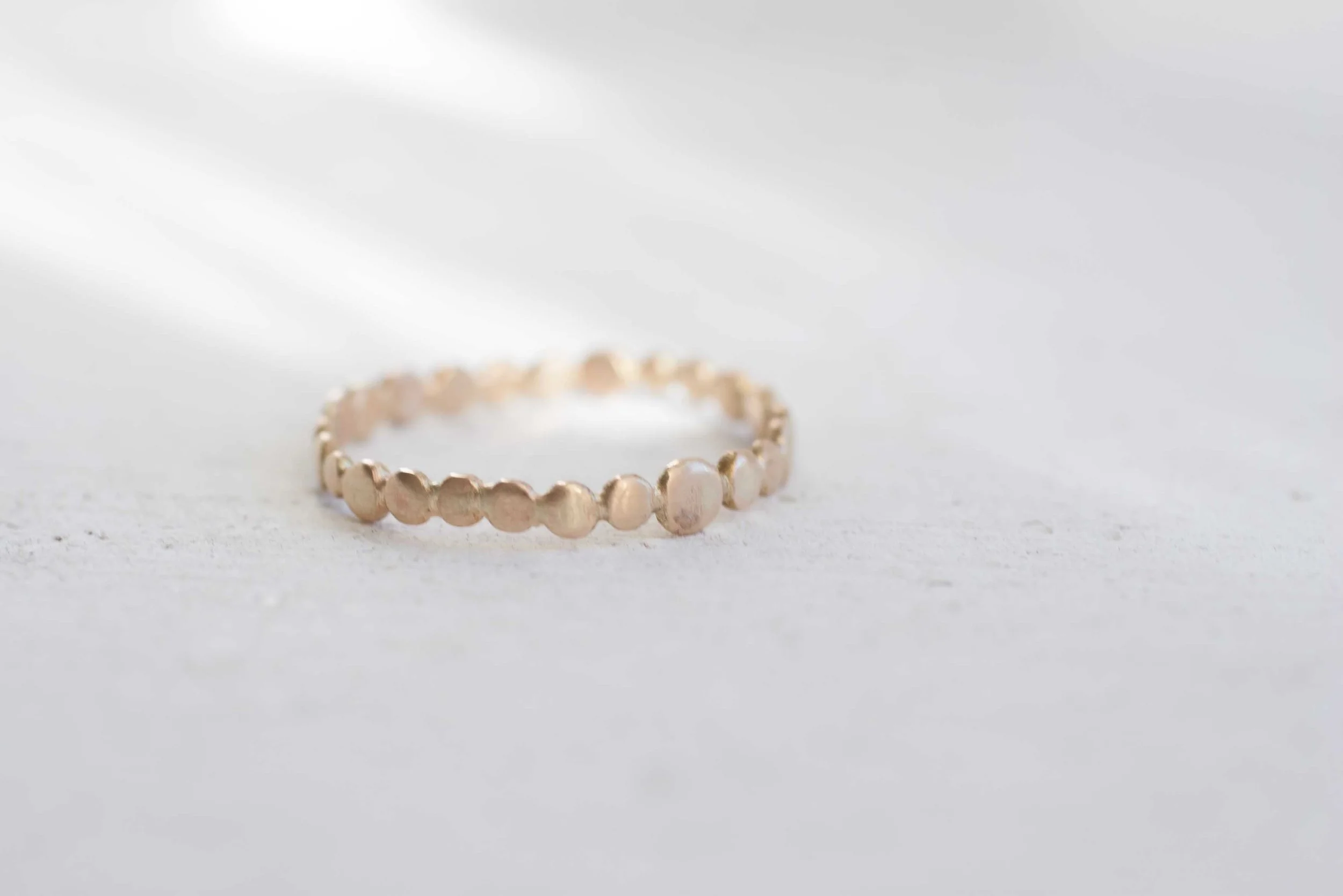 Gold Small Pebble Ring | 14k Recycled Gold — Mineralogy