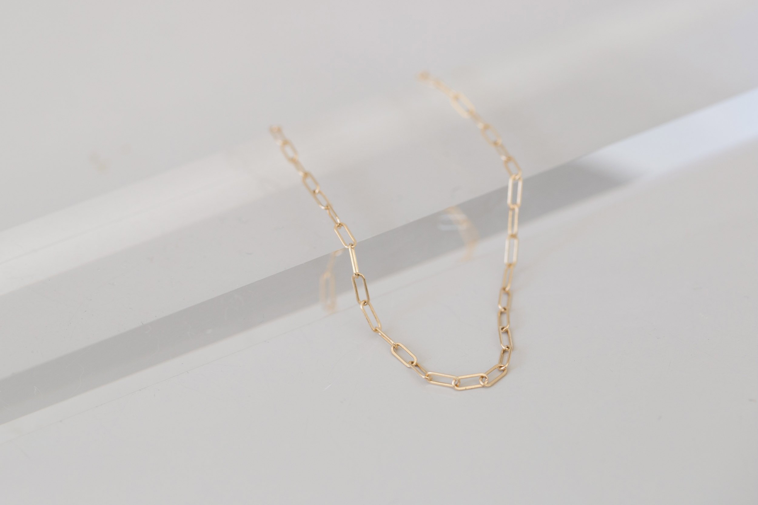 Elongated Flat Link Chain Bracelet | 14k Recycled Gold — Mineralogy