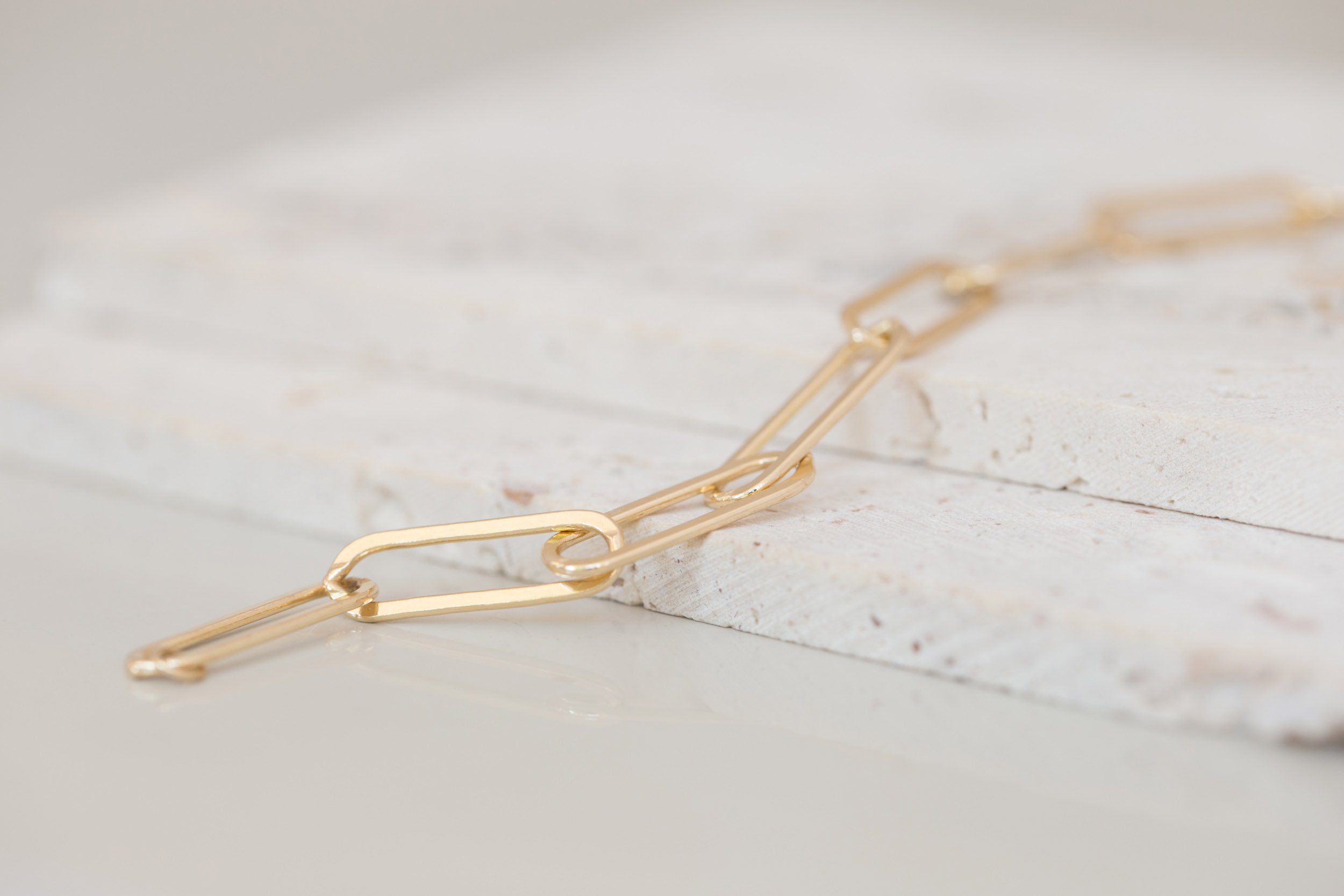 Oversized Flat Link Chain Bracelet | 14k Recycled Gold — Mineralogy