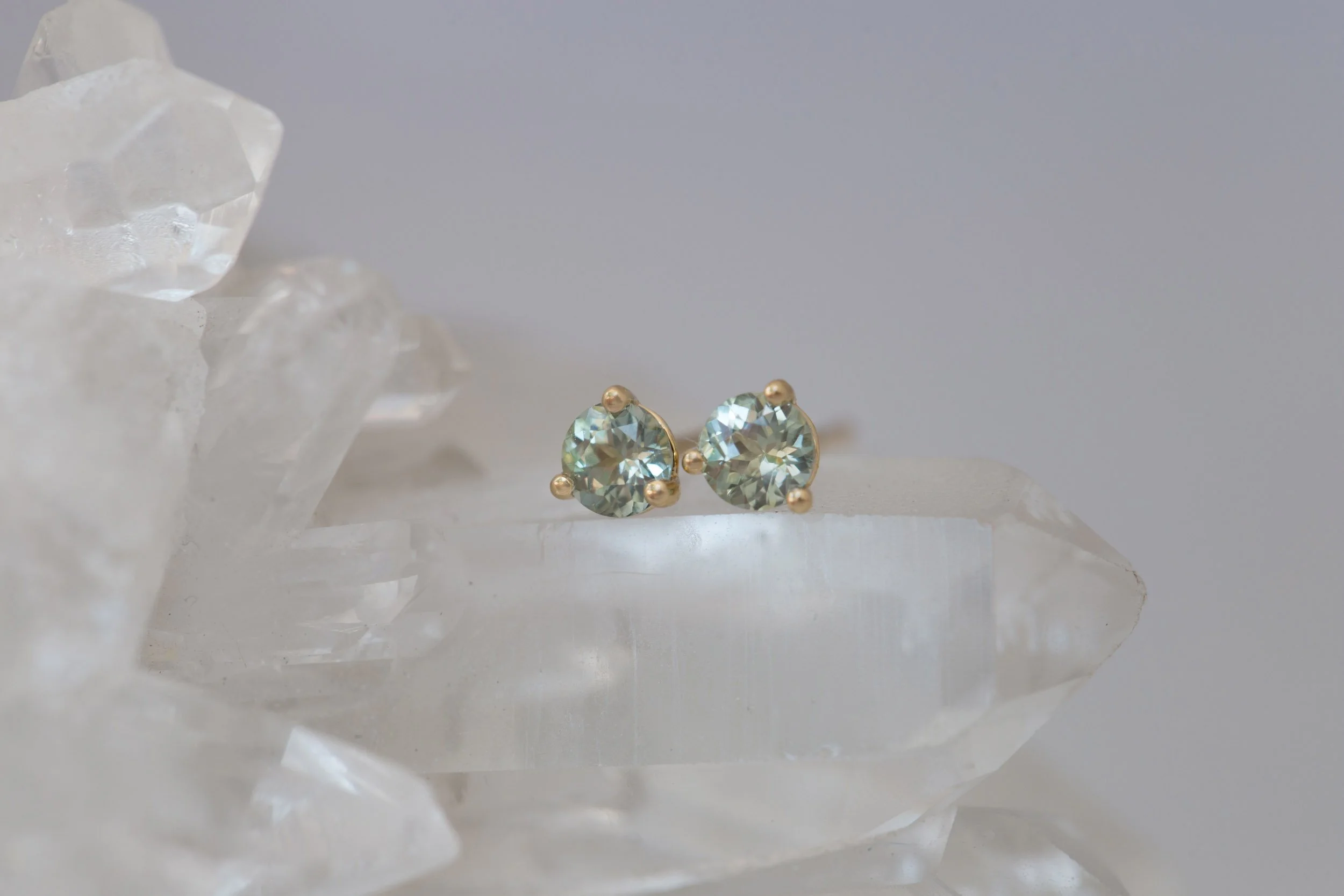 3.5 mm Mint Sapphire Round Earrings | 14k Recycled Gold — Mineralogy