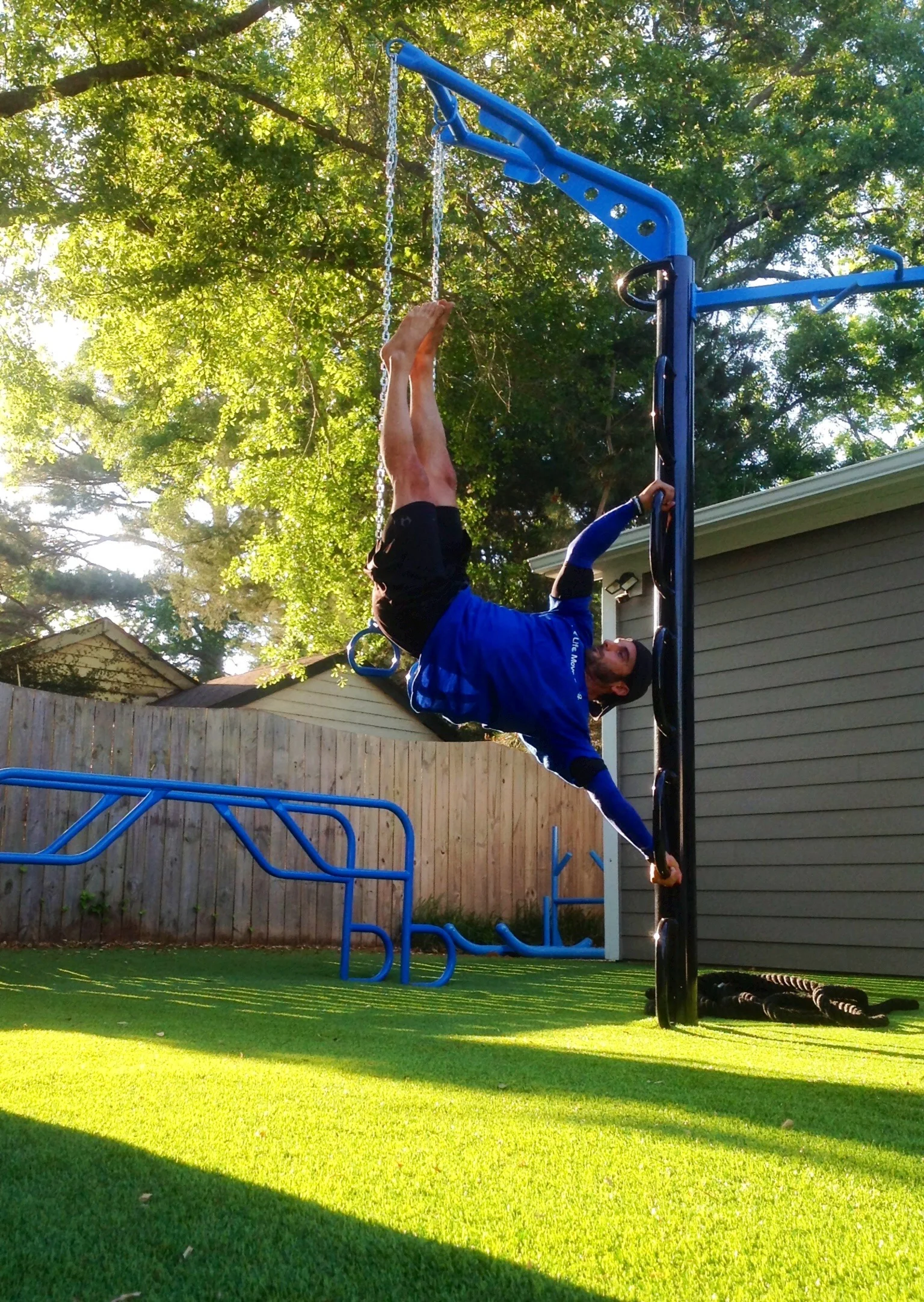 Rope Pulls on the T-Rex Outdoor Fitness Station - MoveStrong