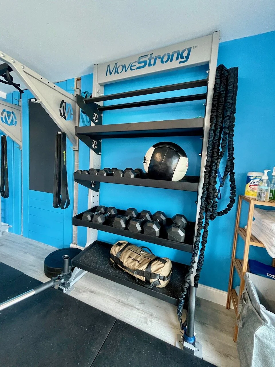 Personal Training Studio Makes Best Use Of Small Space - MoveStrong