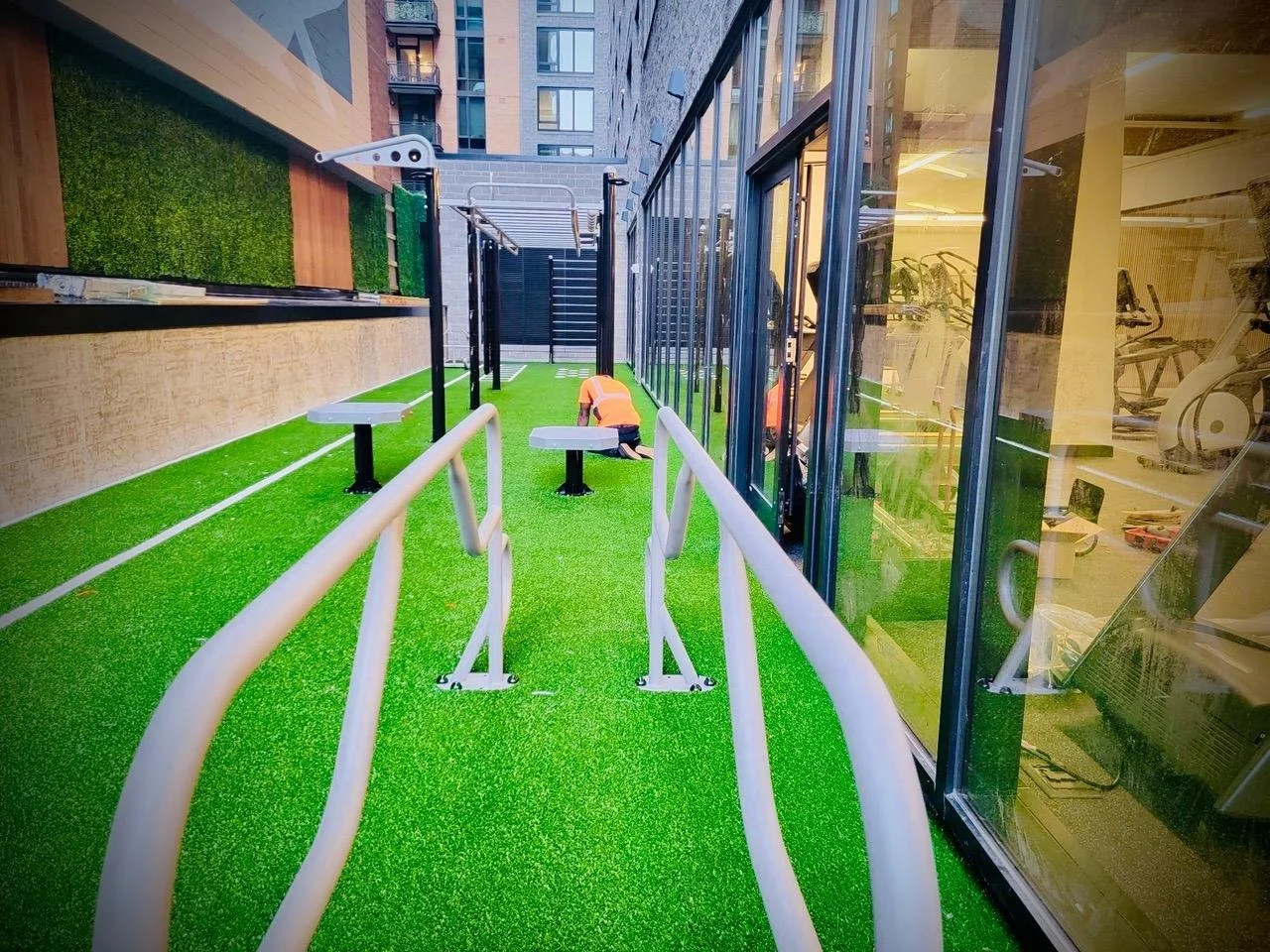 Stay Fit – Anywhere, Anytime With MoveStrong Outdoor Hotel Gym - MoveStrong