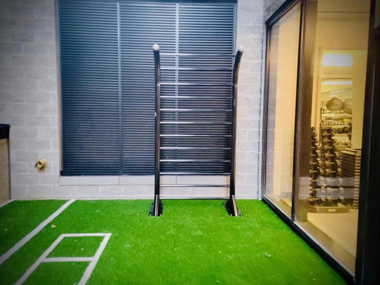 Stay Fit – Anywhere, Anytime With MoveStrong Outdoor Hotel Gym - MoveStrong