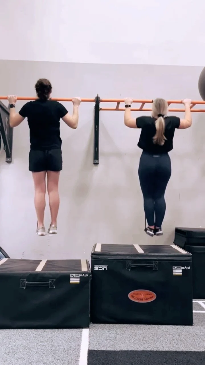 Learn Different Methods To Monkey Bars For Upper Body Strength - MoveStrong