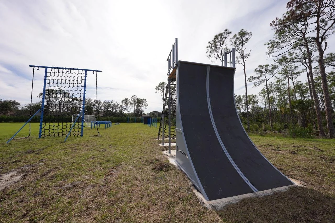 Conquer the Challenge: Dual Warped Wall with Cargo Net - MoveStrong