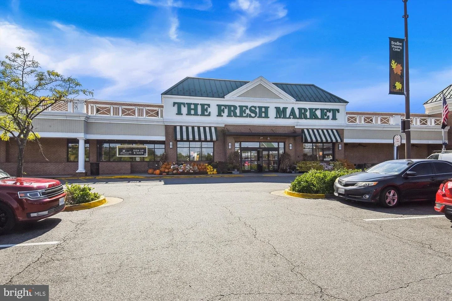 SOLD FOR $396,000.00! - 1625 Fitzgerald Lane, Alexandria, VA 22302 (Parkfairfax) — Parkfairfax.com