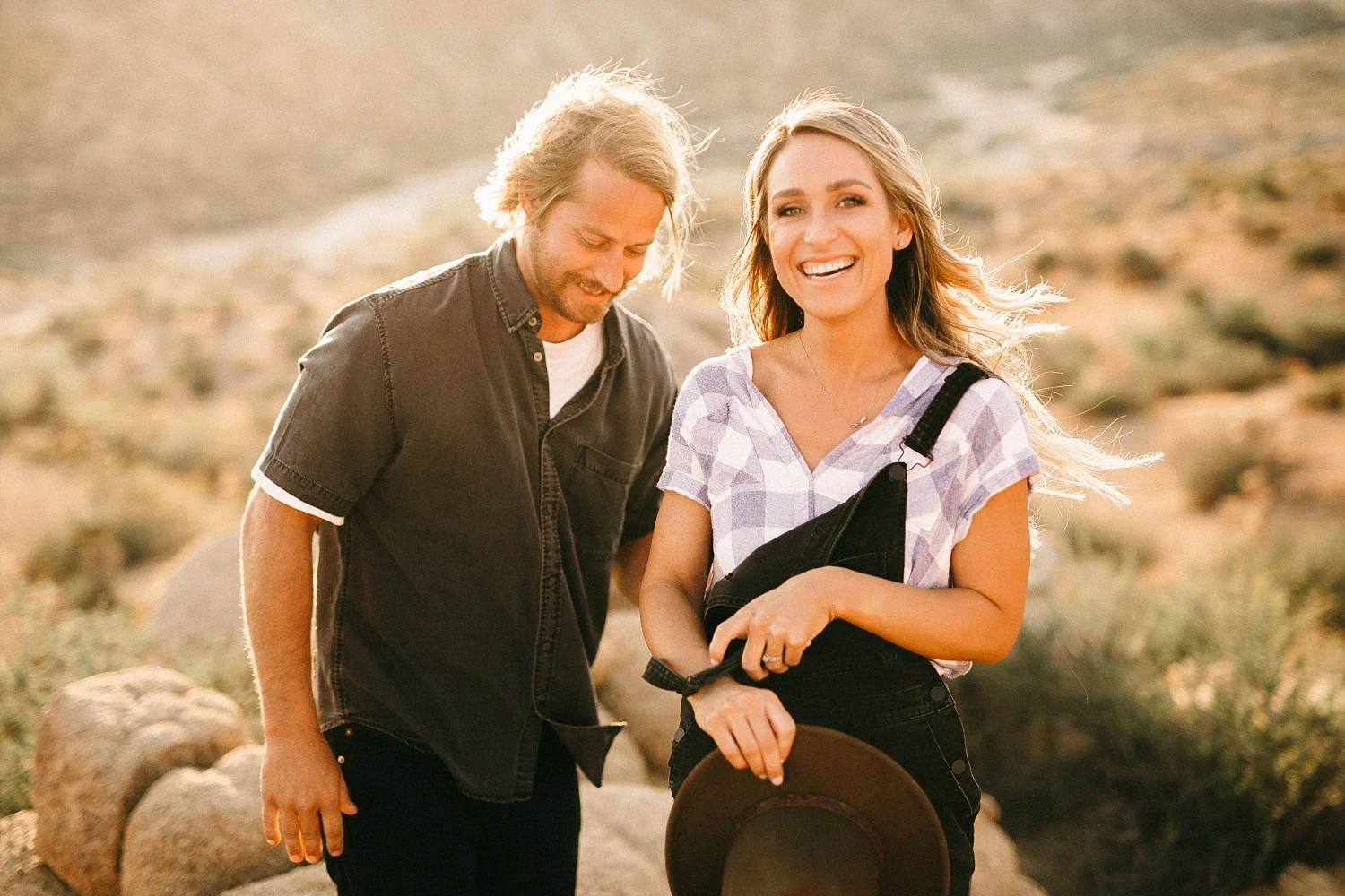 Joshua Tree Engagement Session // Joshua Tree, CA // Jenn + Mitch ...