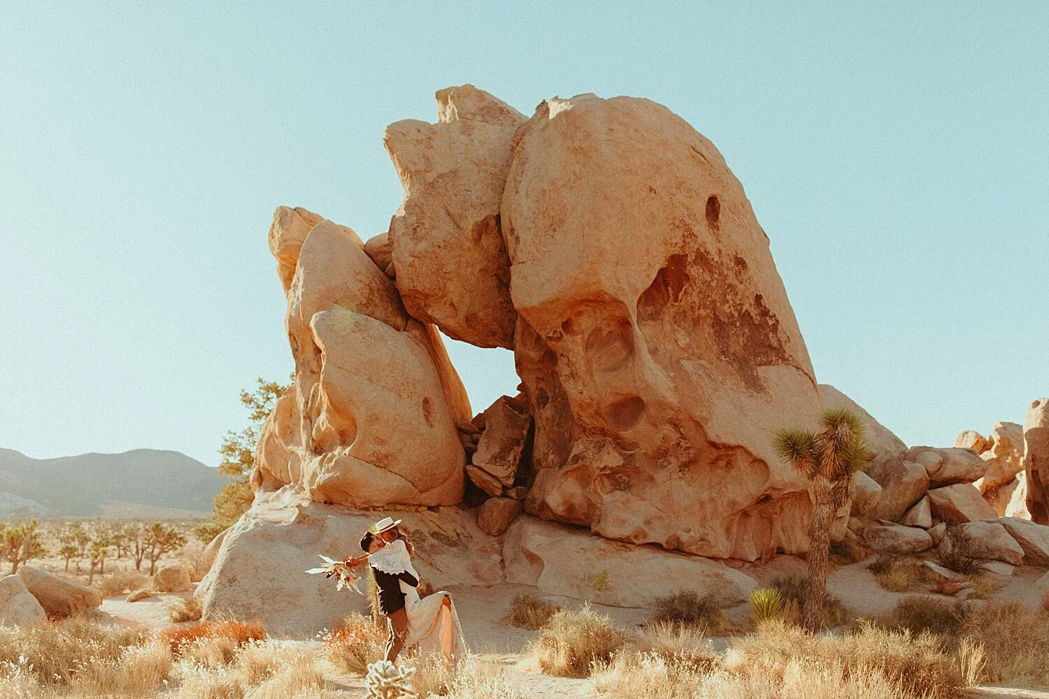 Boho Joshua Tree Elopement // Hidden Valley Trail, CA // Imperial ...