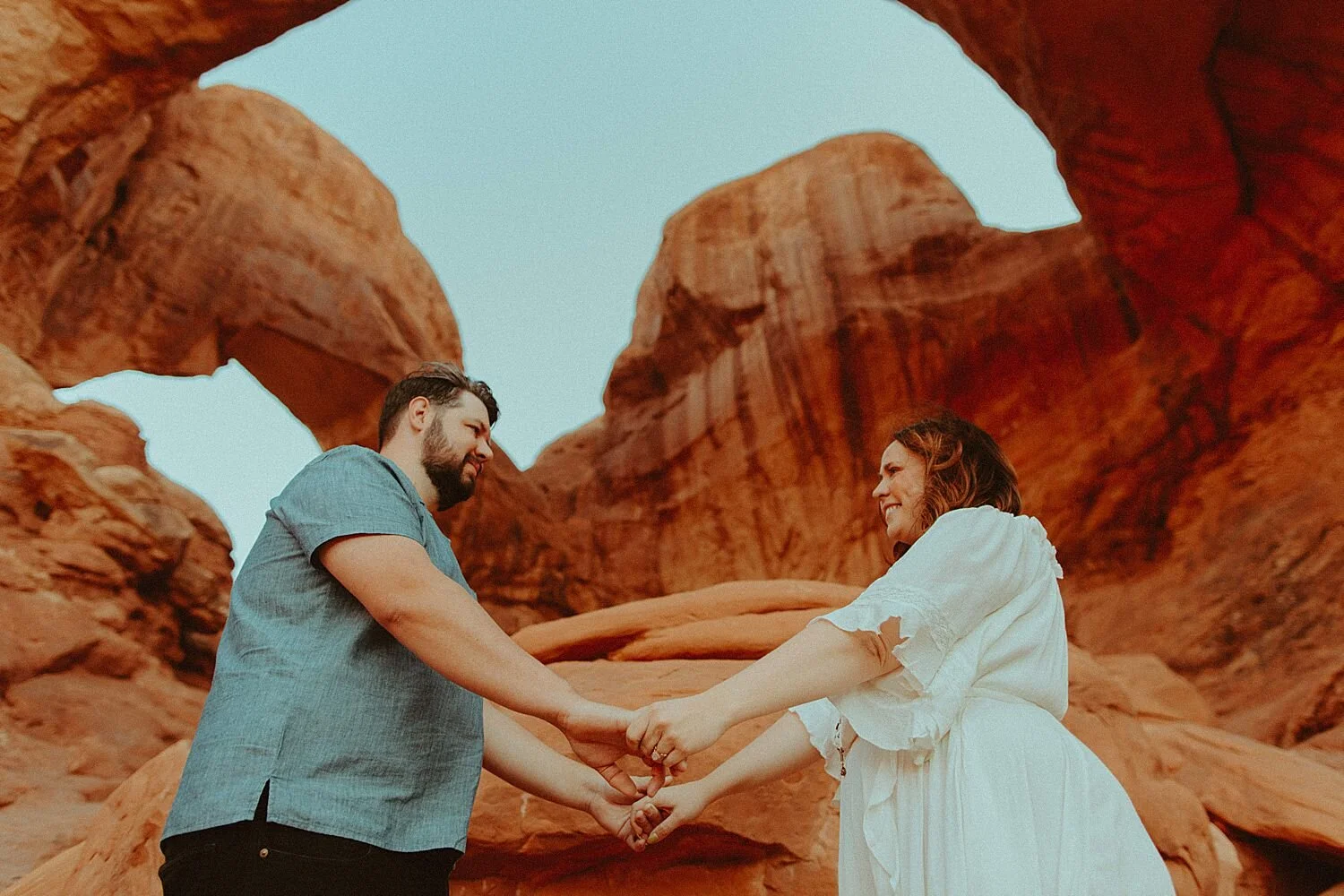 Arches National Park Anniversary Session // Moab, UT // Jessica ...