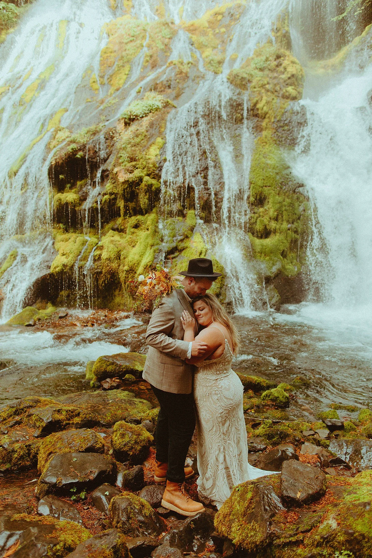 Waterfall Elopement in the Columbia River Gorge // Carson, WA — Oregon ...