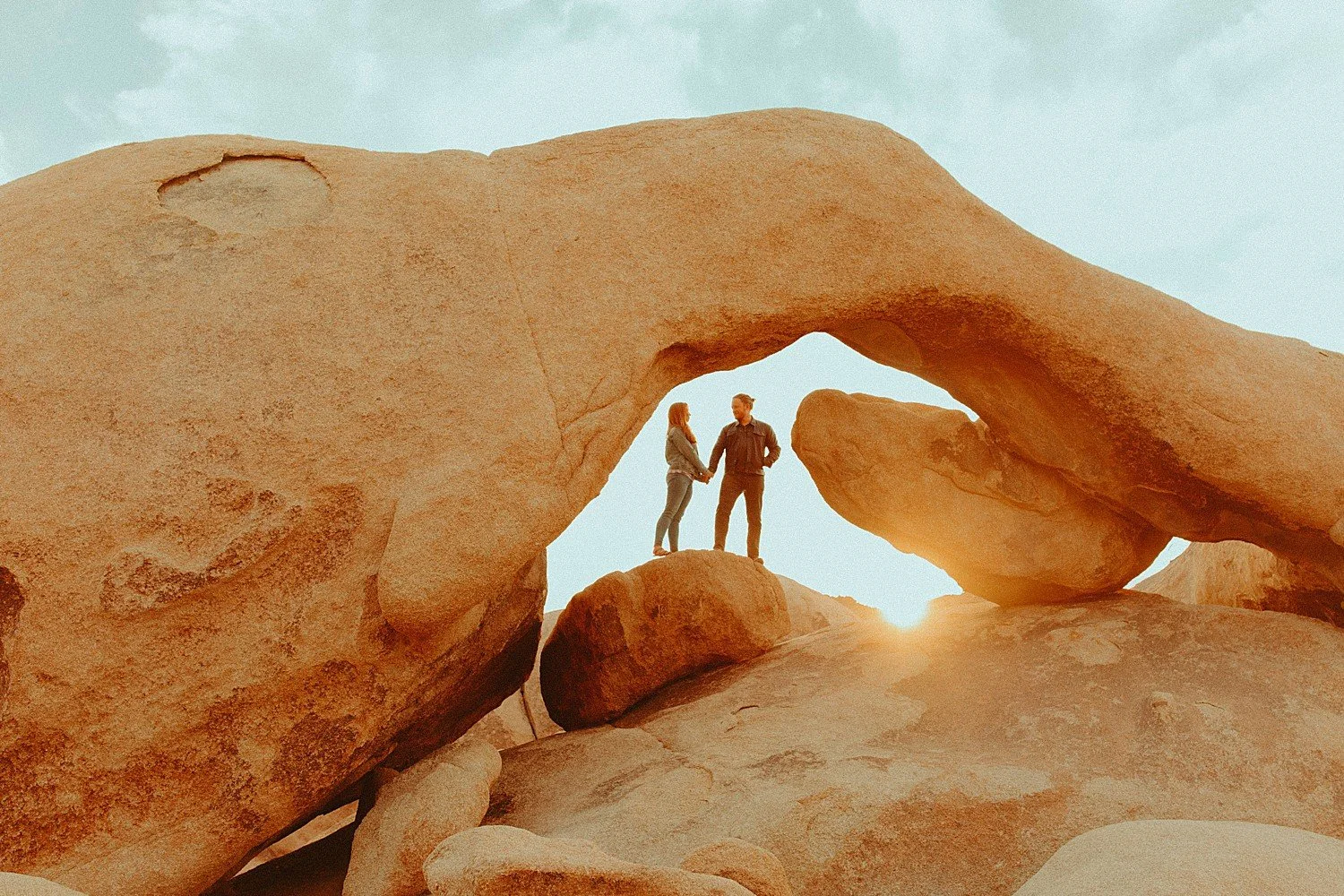 Joshua Tree Engagement Session // Joshua Tree, CA // Emily & Levi ...