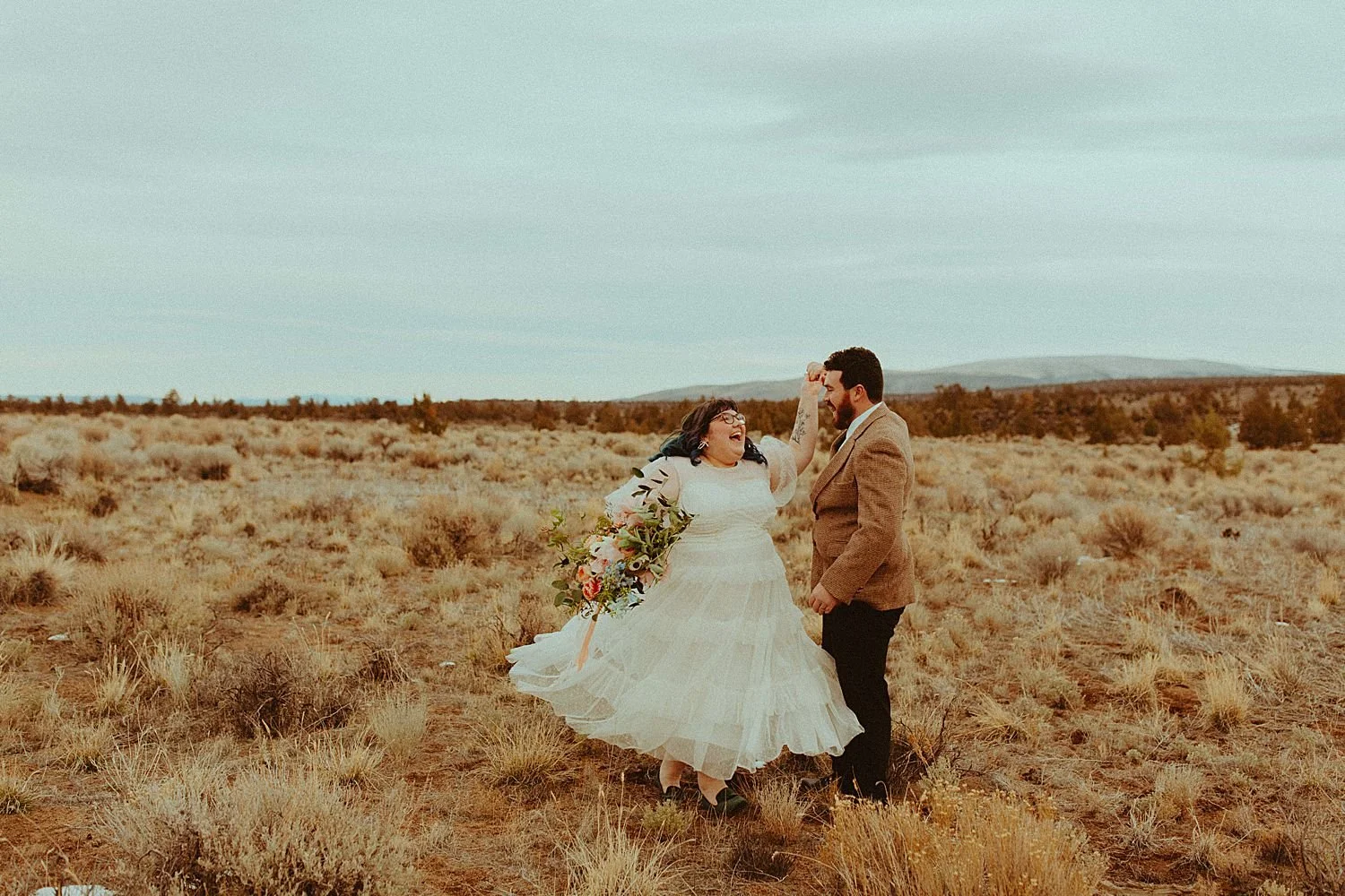 Oregon Badlands Wilderness Elopement //Bend, OR — Oregon Wedding ...