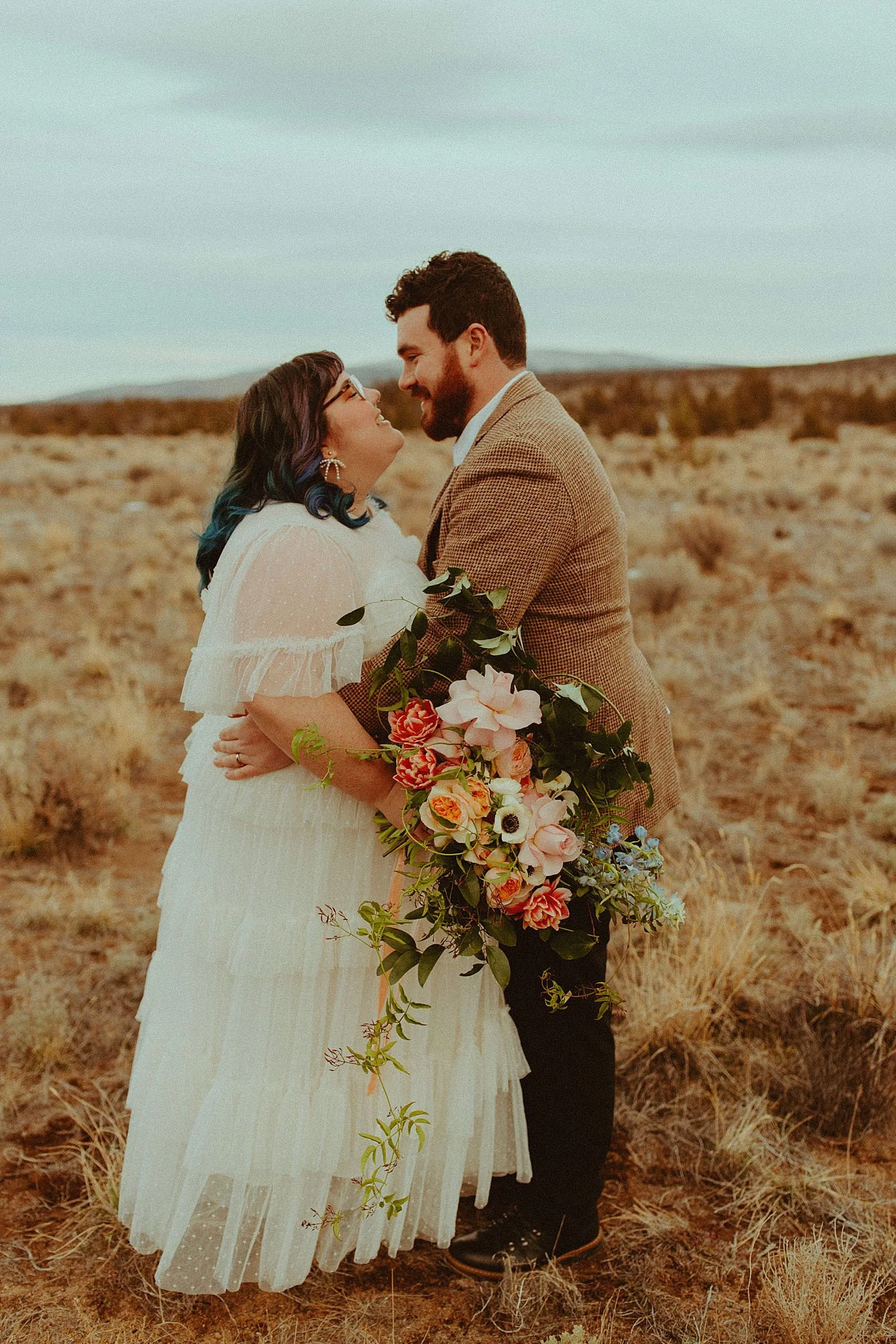 Oregon Badlands Wilderness Elopement //Bend, OR — Oregon Wedding ...