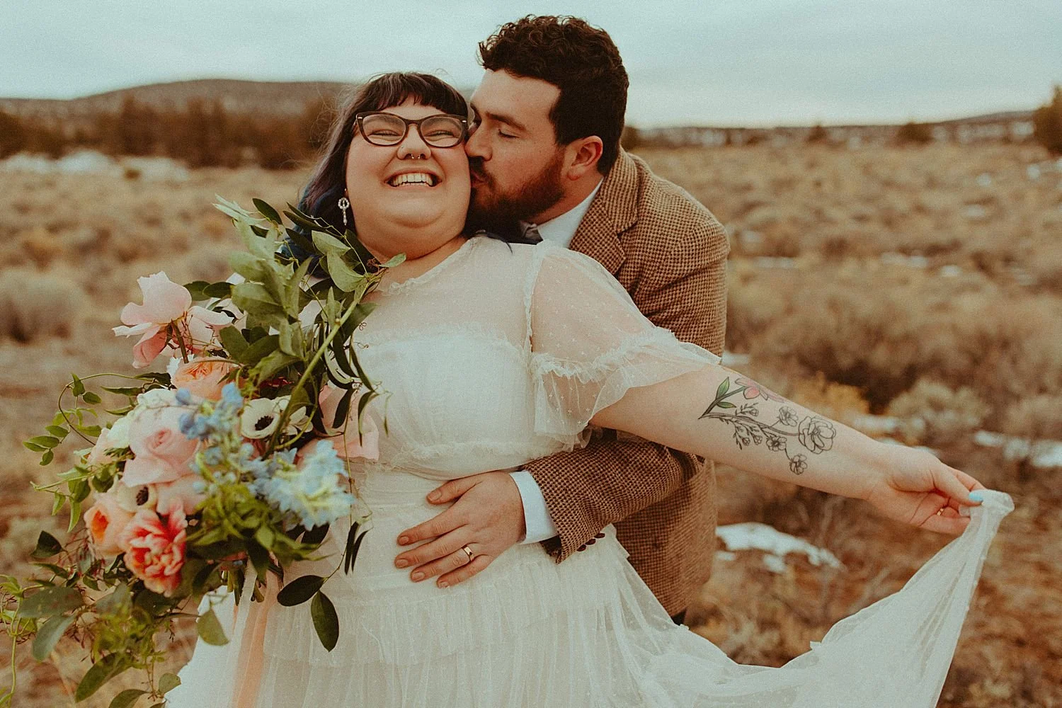 Oregon Badlands Wilderness Elopement //Bend, OR — Oregon Wedding ...