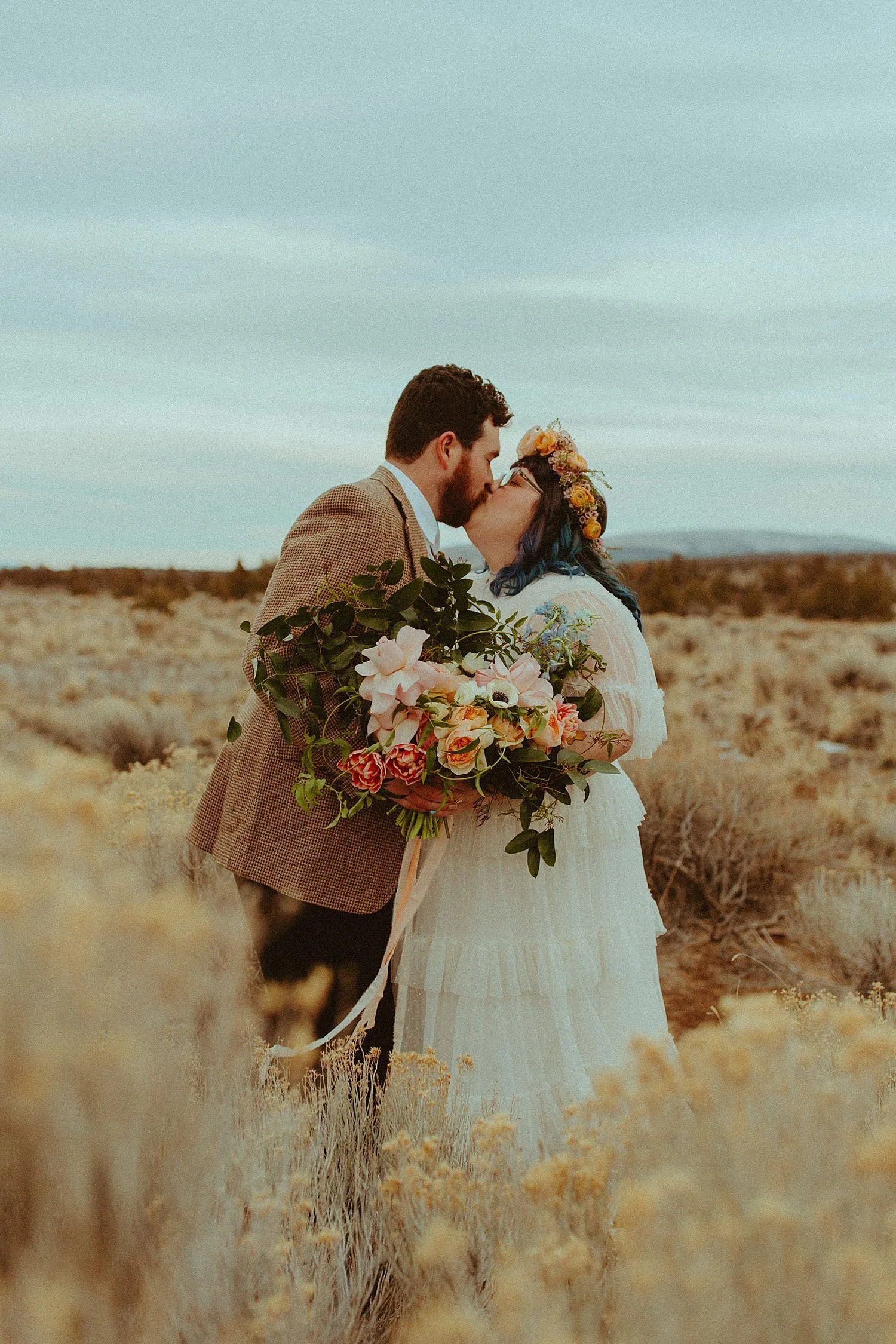 Oregon Badlands Wilderness Elopement //Bend, OR — Oregon Wedding ...
