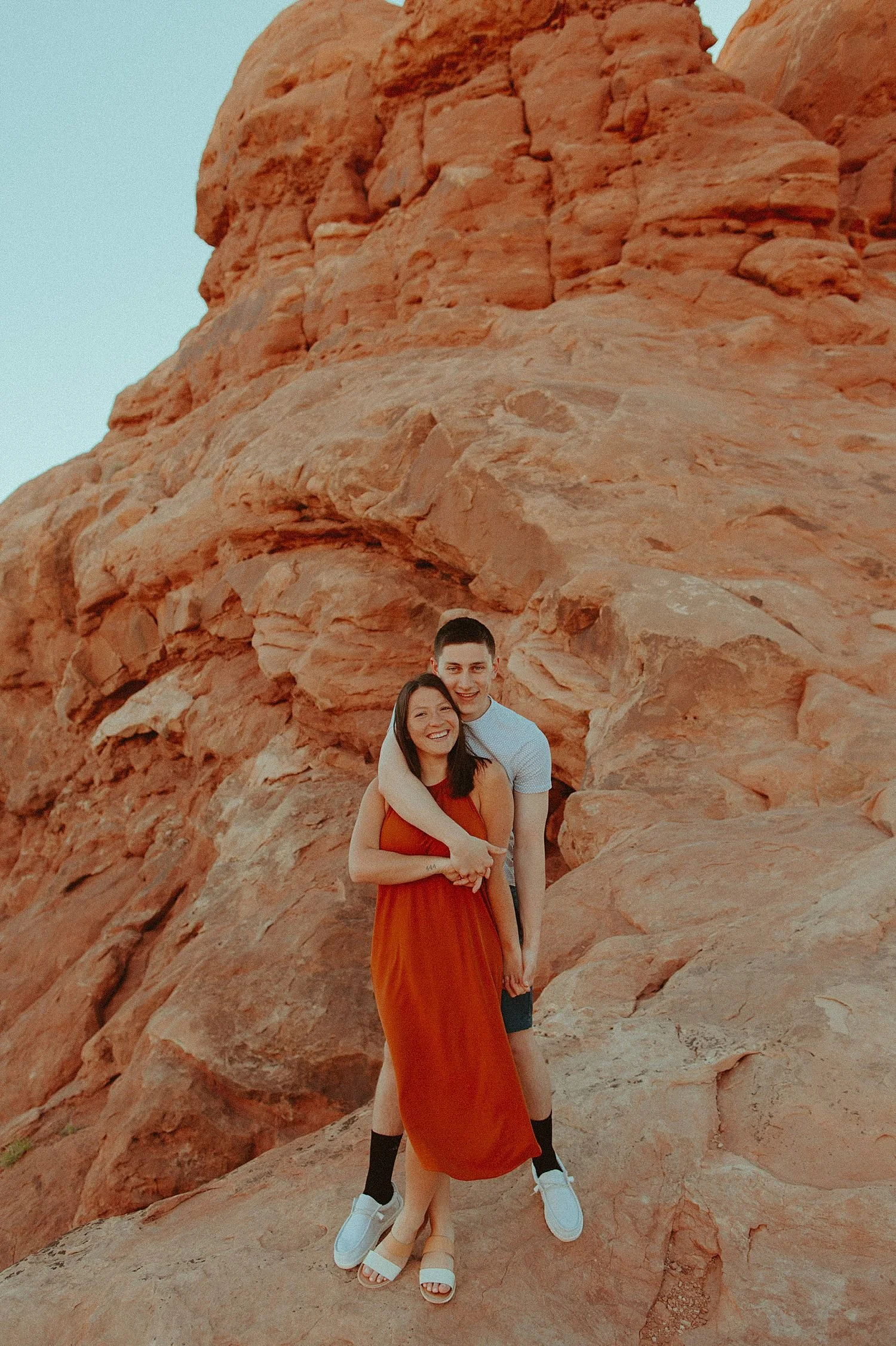 Engagement Session in Arches National Park // Moab, UT — Oregon Wedding ...