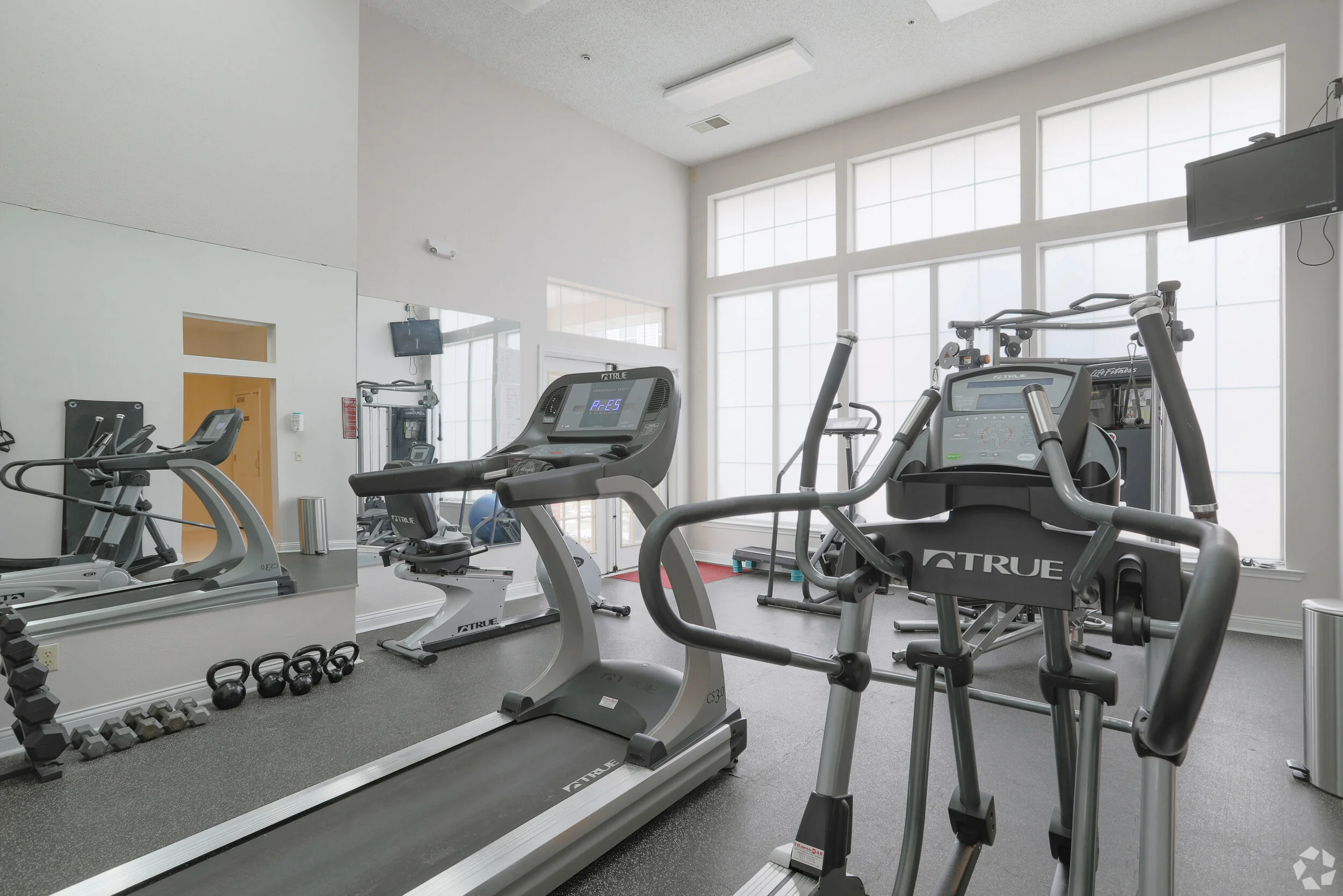 Gallery — Brickyard Apartments | Apartments in Bloomington-Normal, IL