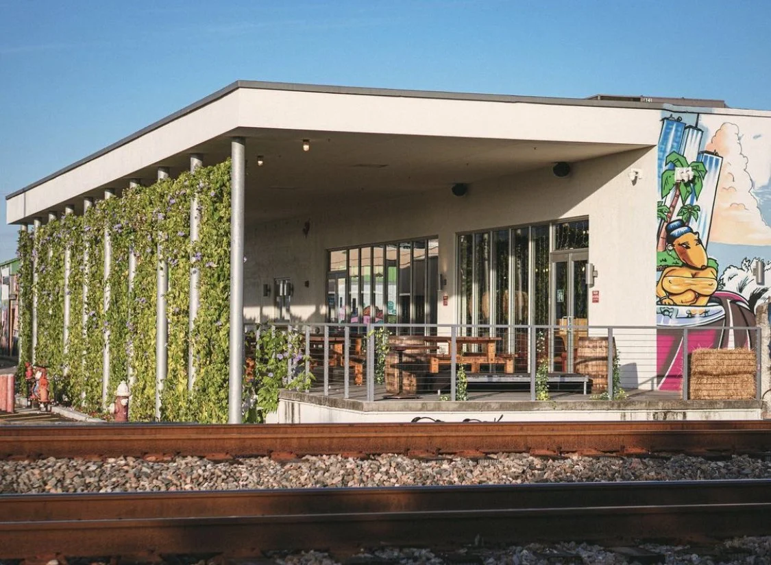 UNBRANDED — NC-office