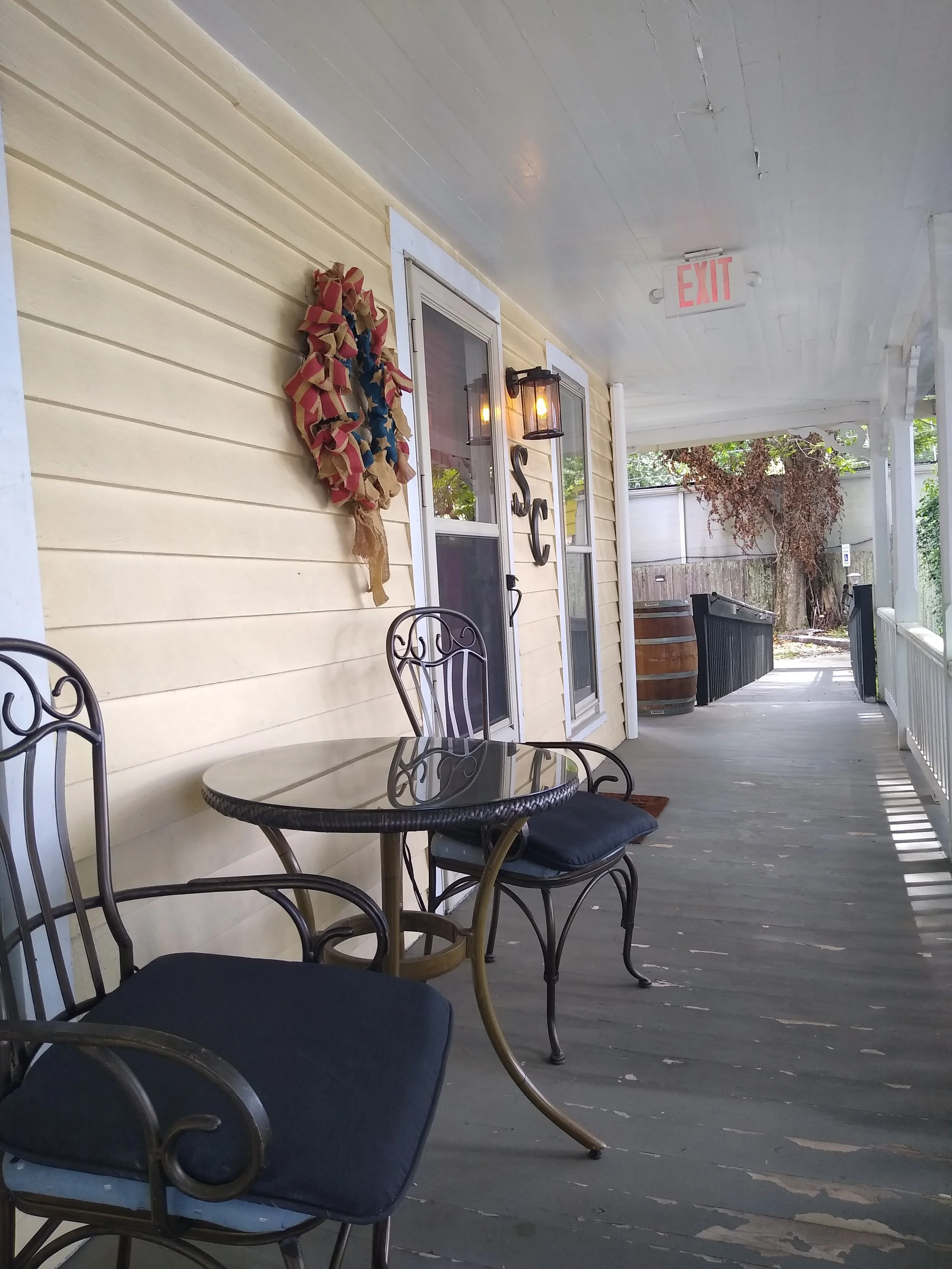 The Southern Comfort Room — The Old Storehouse Inn