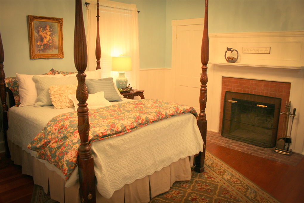 Historic Rosemont Manor in Virginia’s Shenandoah Valley — LocationsHub