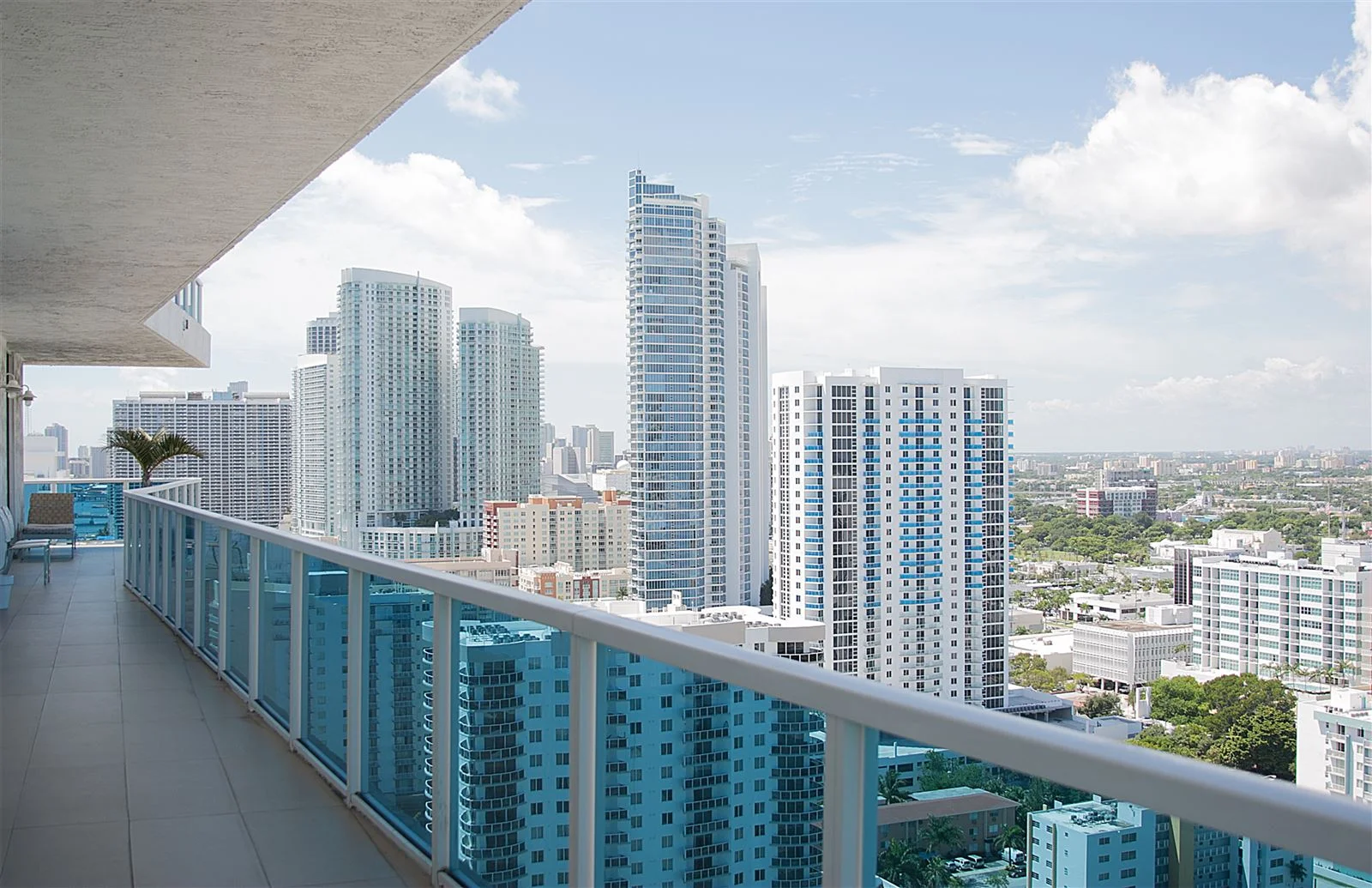 360 View Miami — LocationsHub