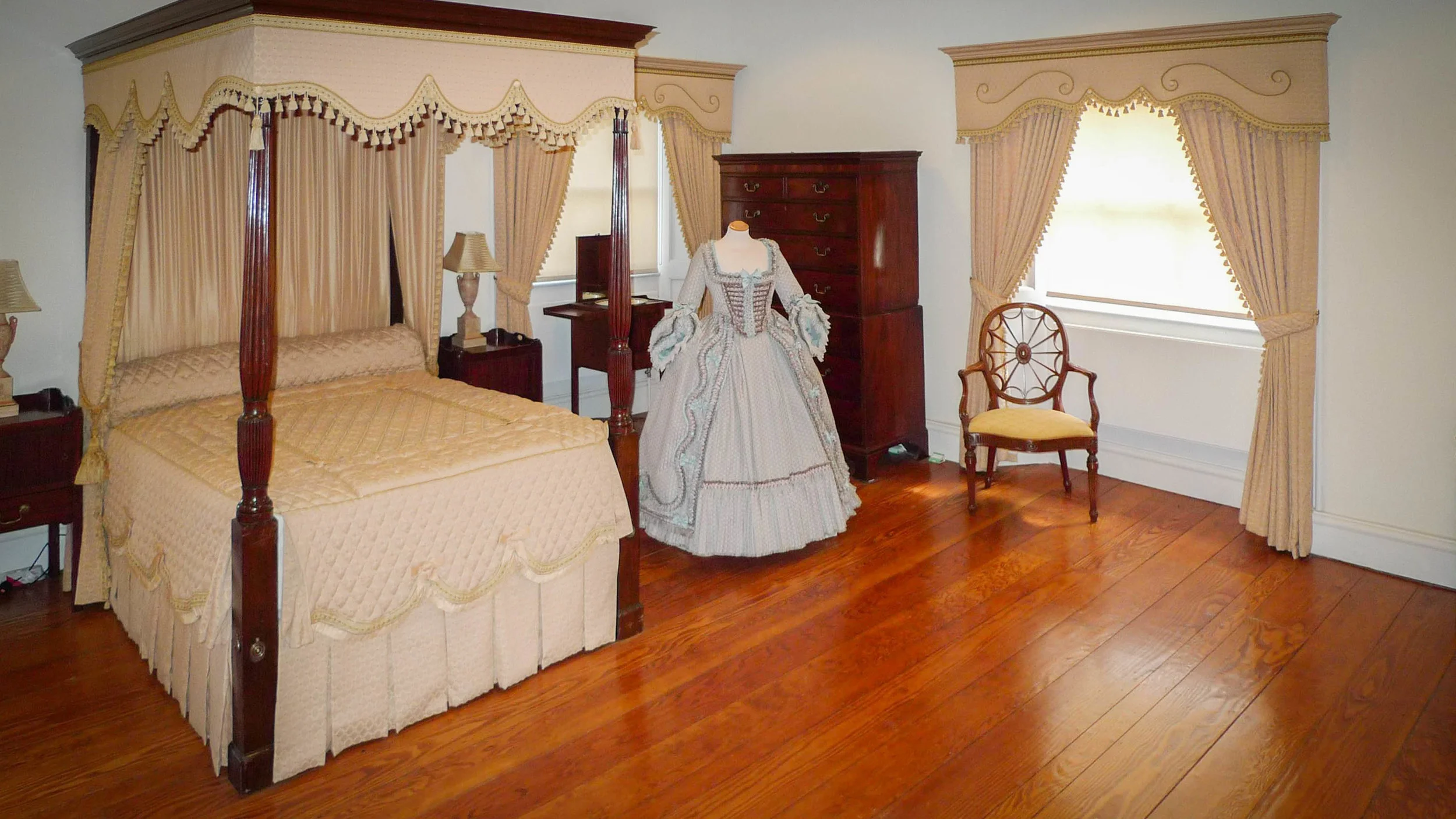 Danson House — LocationsHub