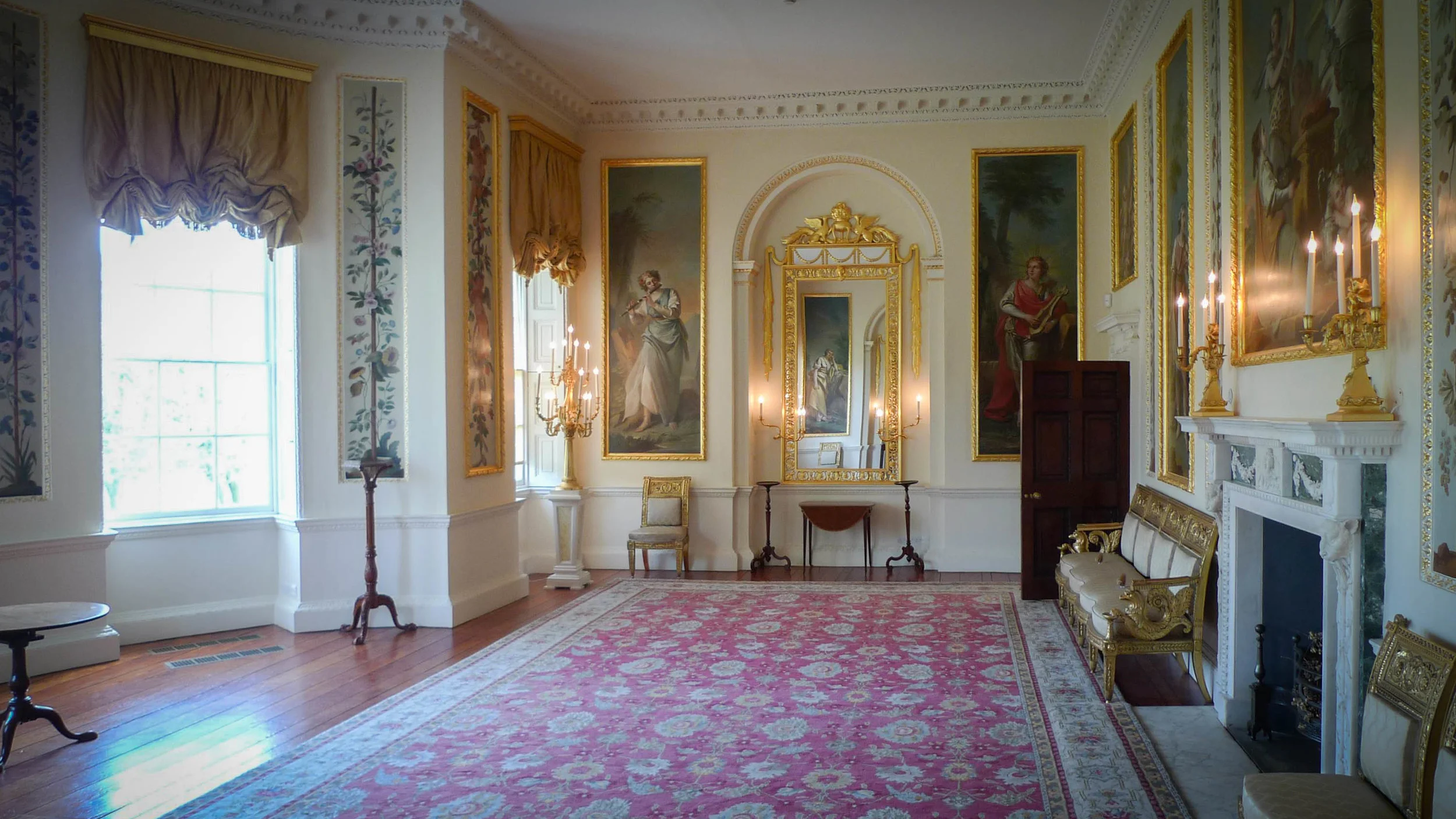 Danson House — LocationsHub