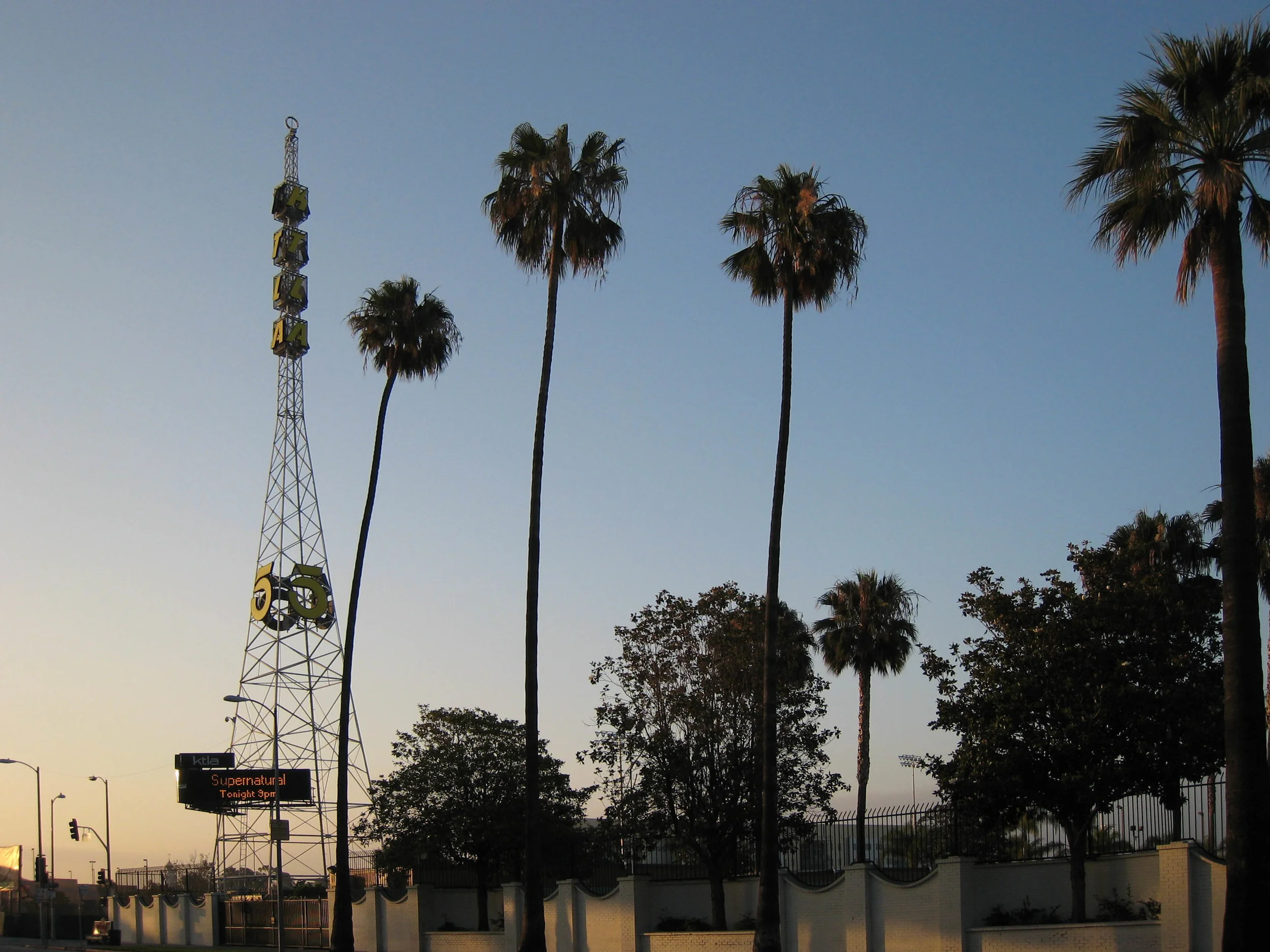 10 Los Angeles Film Locations That Make Nightcrawler So Dangerously ...