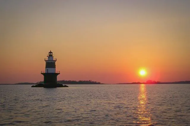 FEATURED LOCATION: Peck Ledge Lighthouse in Westport, Connecticut ...