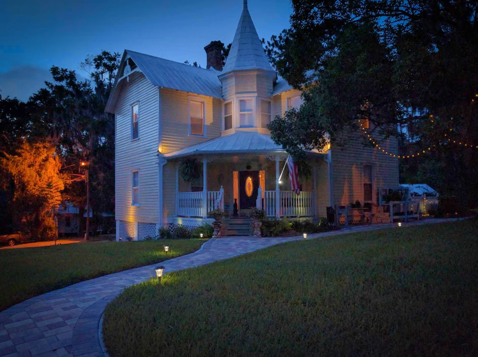 FEATURED LOCATION: The Weeks House — LocationsHub