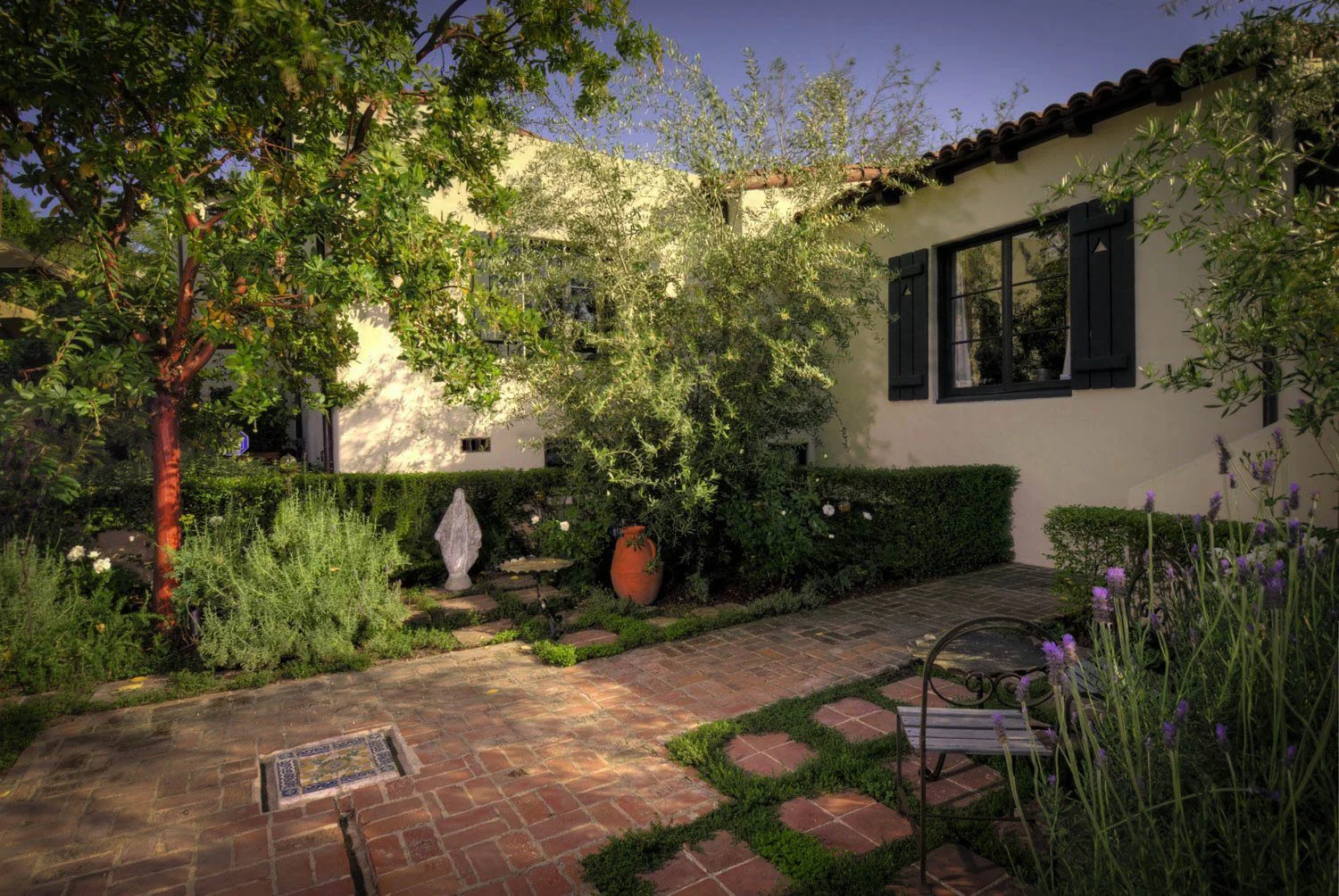 FEATURED FILMING LOCATION: The Stewart House — LocationsHub