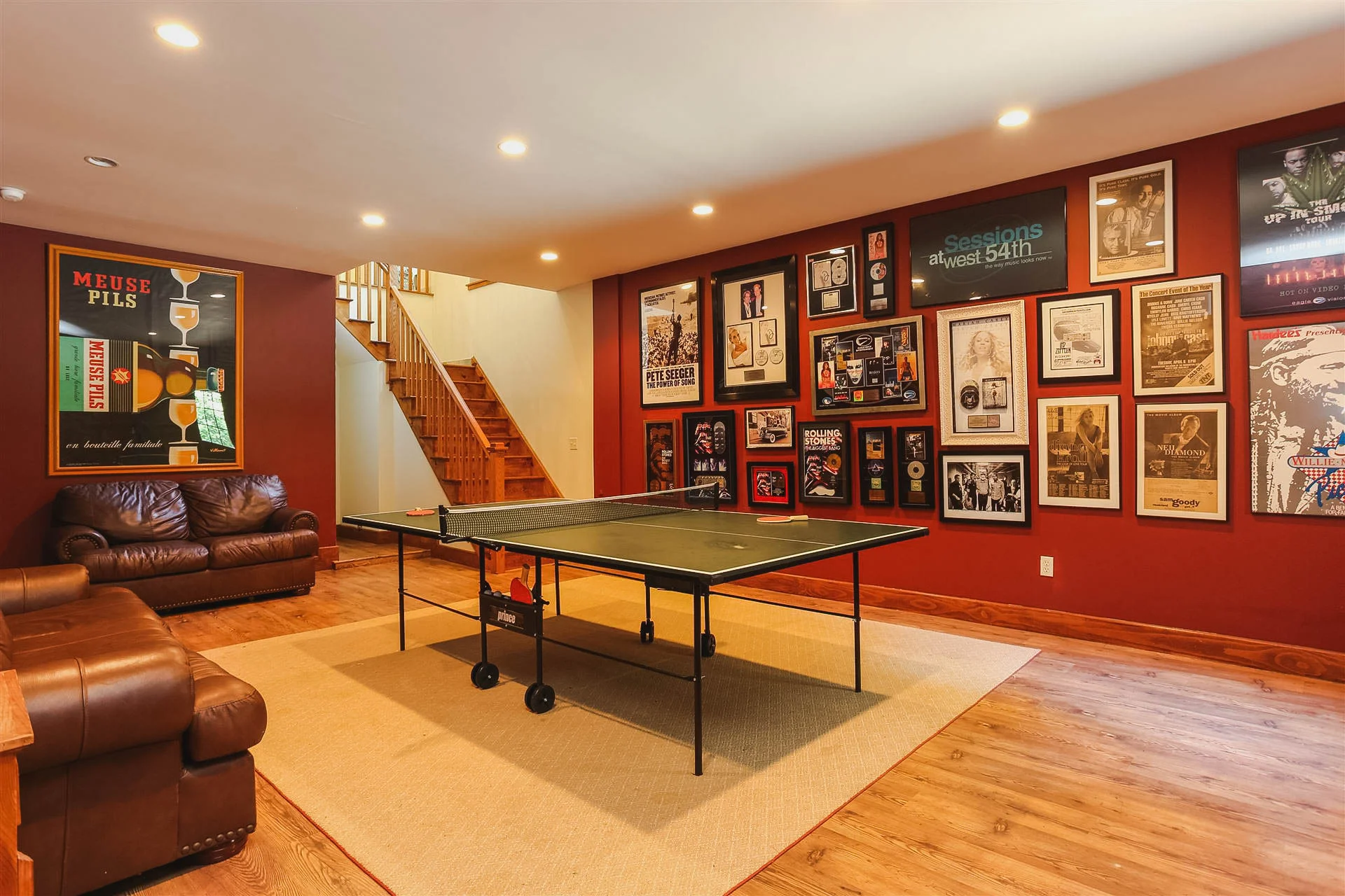 FEATURED FILMING LOCATION: Lane Gate lodge — LocationsHub