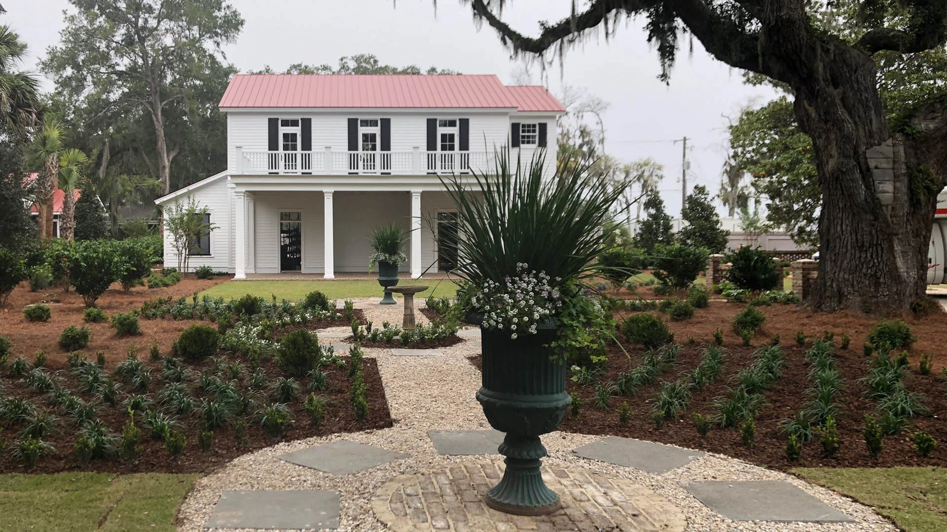 FEATURED FILMING LOCATION: "The Big Chill" House — LocationsHub