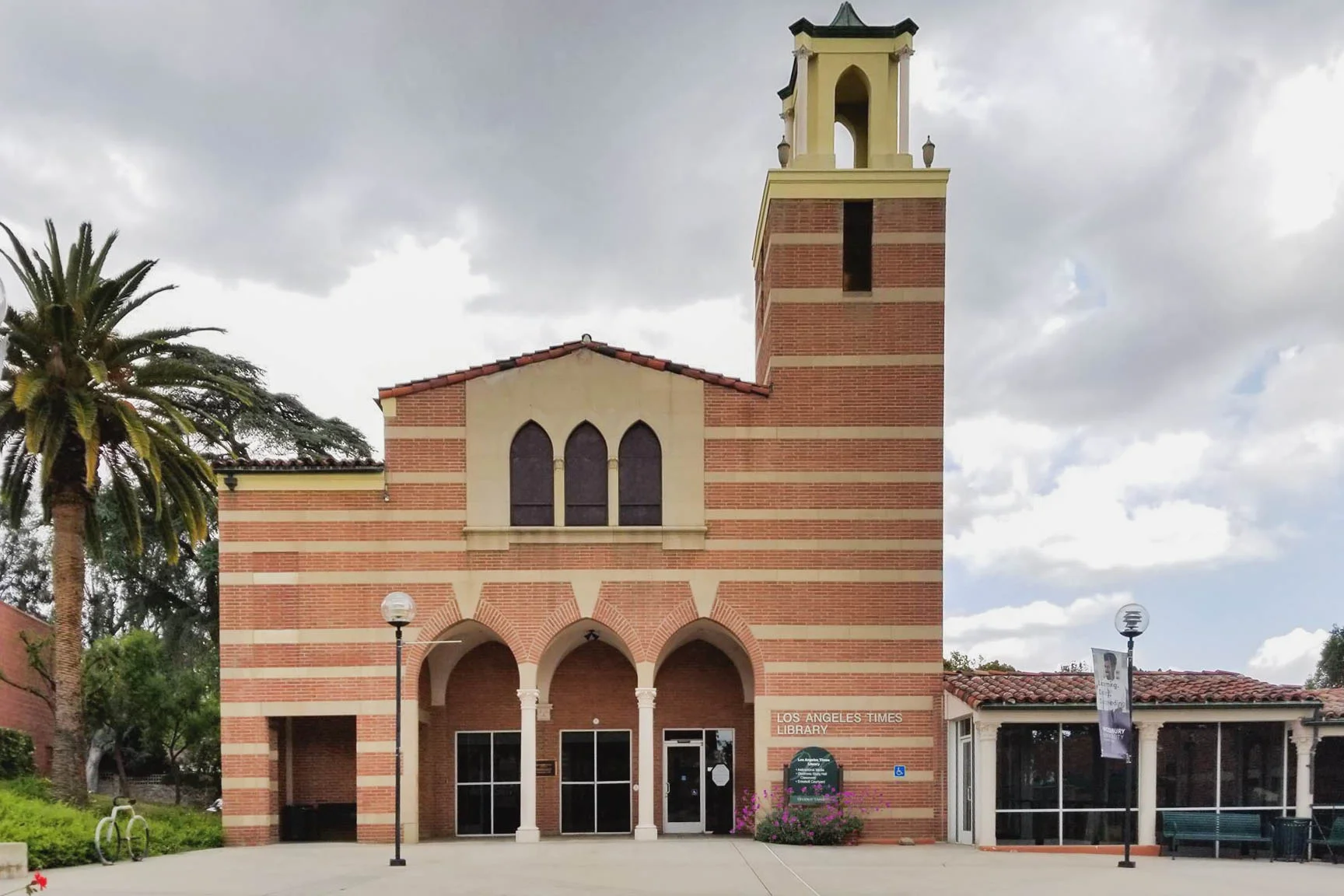 FEATURED FILMING LOCATION: Woodbury University Library — LocationsHub
