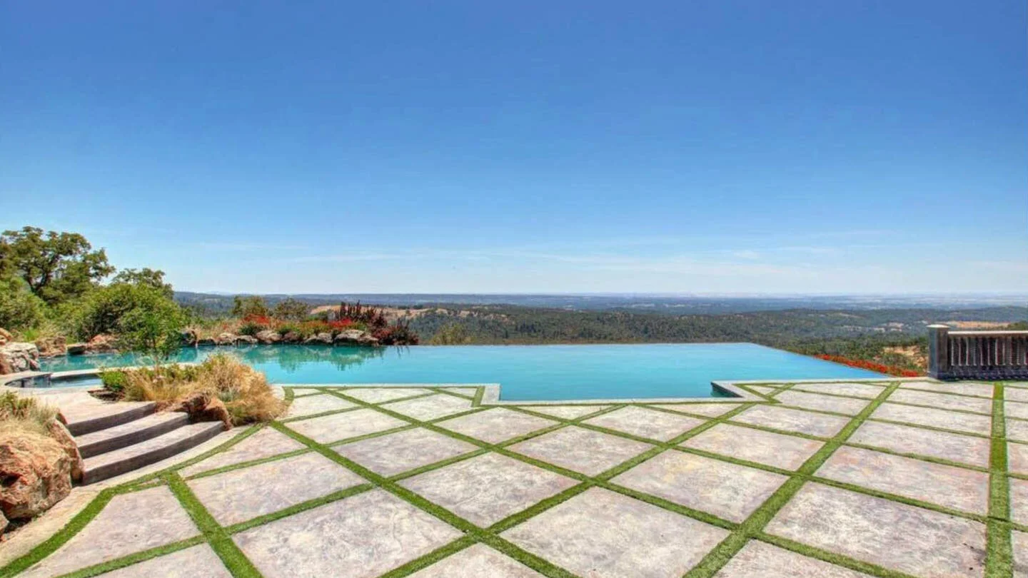 FEATURED FILMING LOCATION: Longview Estate — LocationsHub