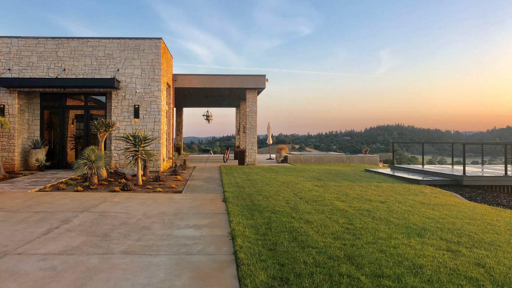 FEATURED FILMING LOCATION: Black Oak Mountain Vineyards — LocationsHub