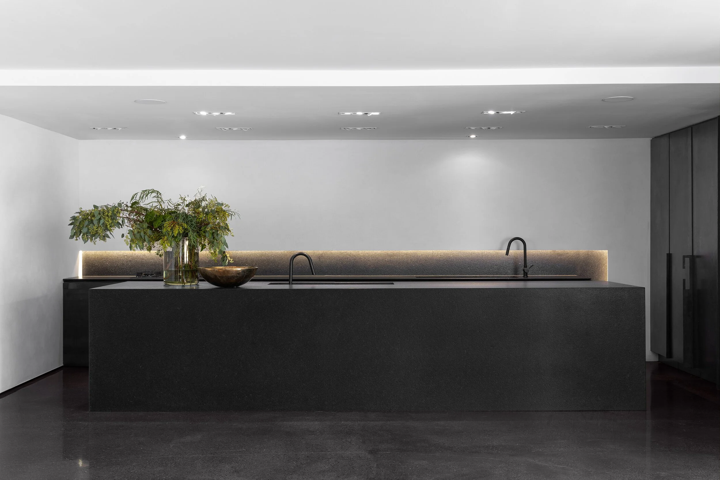 FEATURED FILM LOCATION: White Studio — LocationsHub